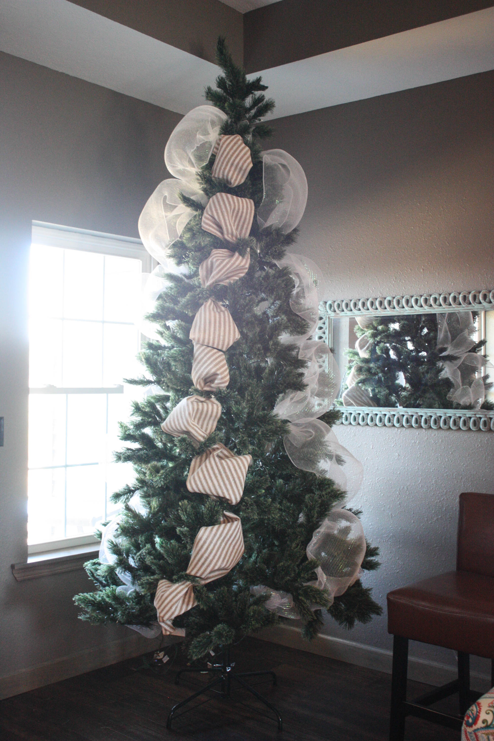 How To Decorate Tree With Wide Mesh Ribbon Shelly Lighting How To Decorate Tree With Wide Mesh Ribbon Shelly Lighting