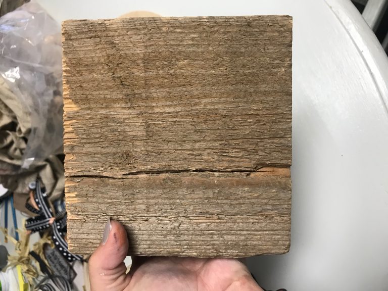 Burlap Leaf Wood Block - Re-Fabbed