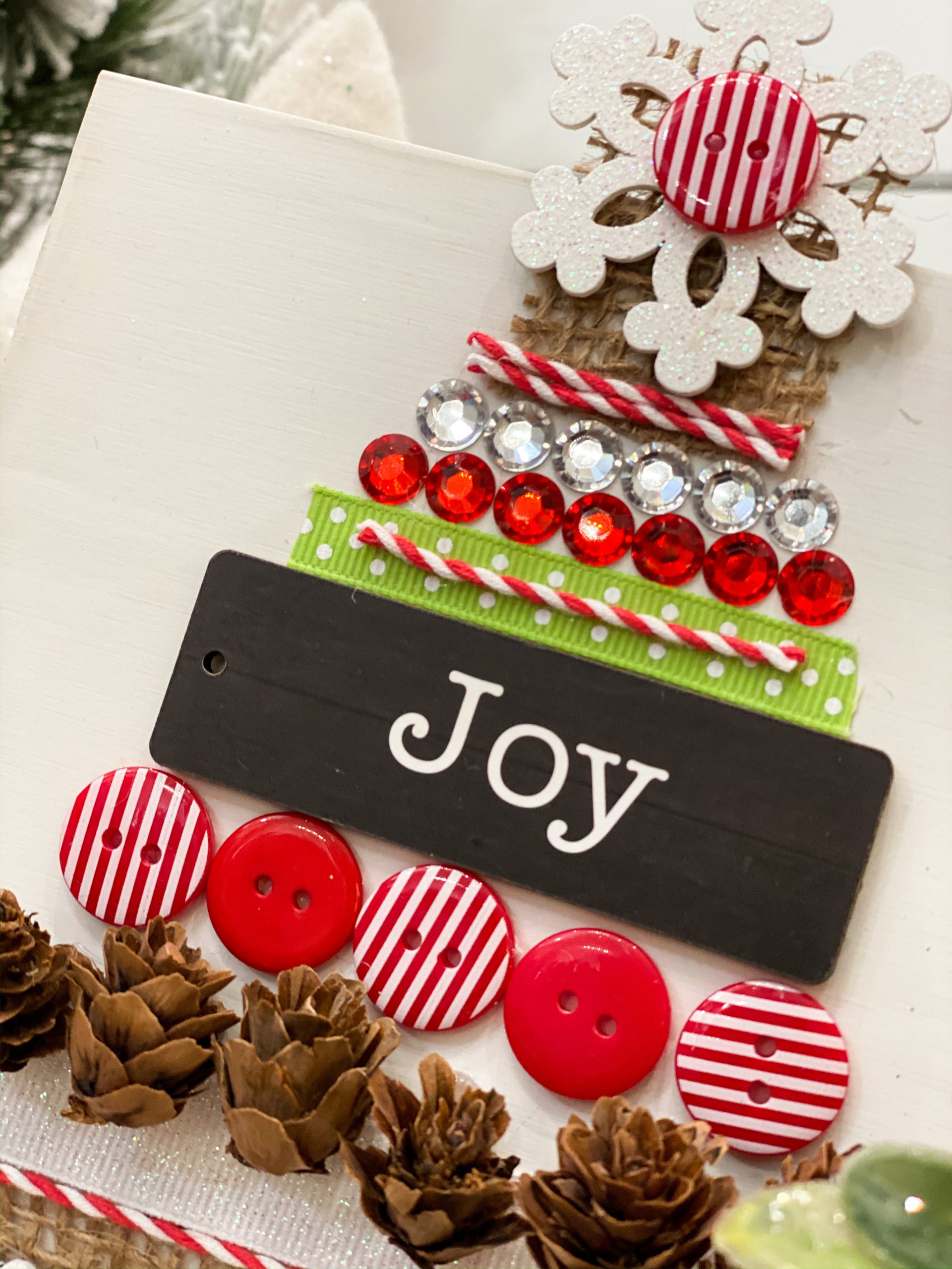 Scrap Christmas Tree diy - Re-Fabbed