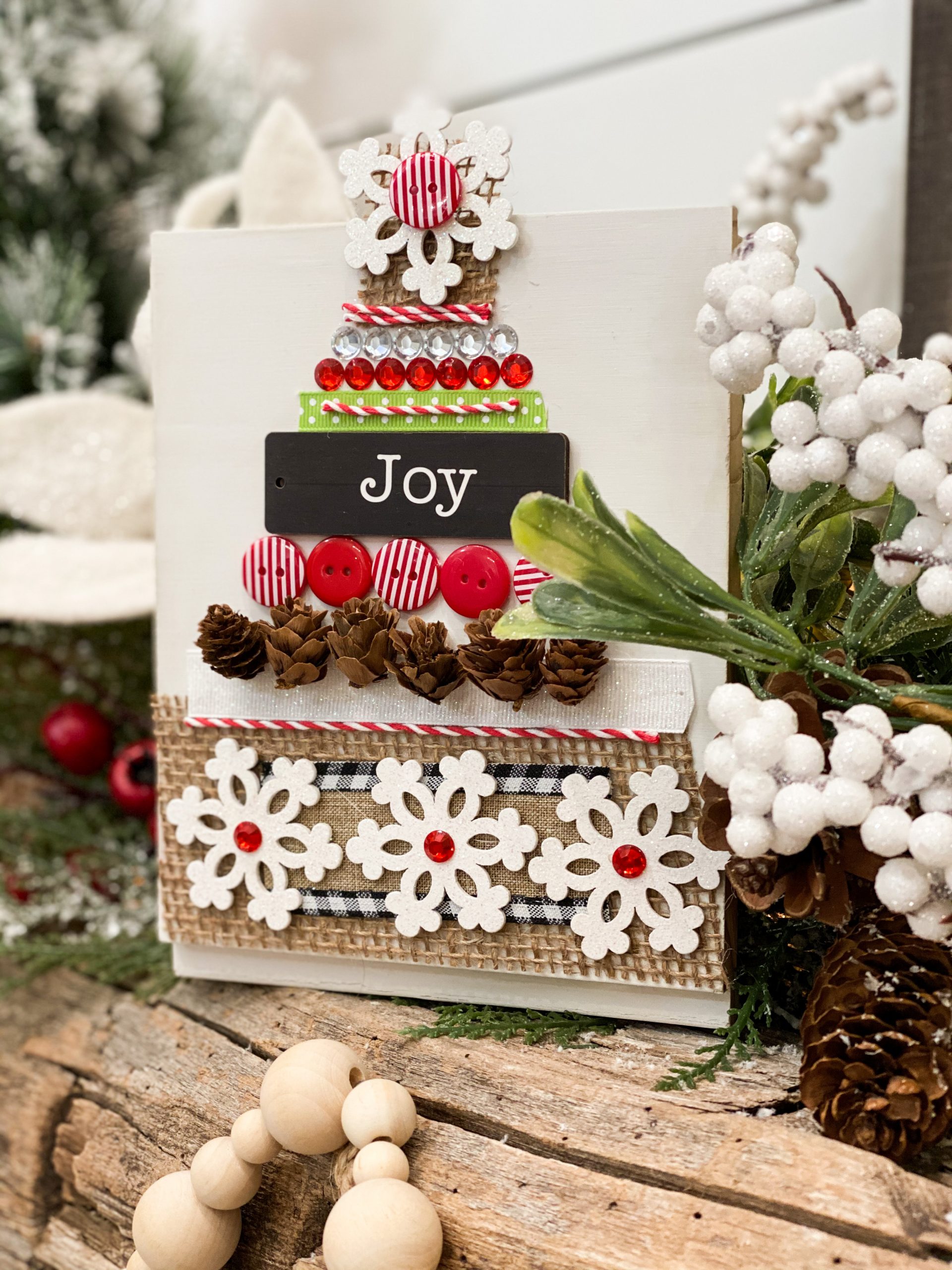 Scrap Christmas Tree diy - Re-Fabbed