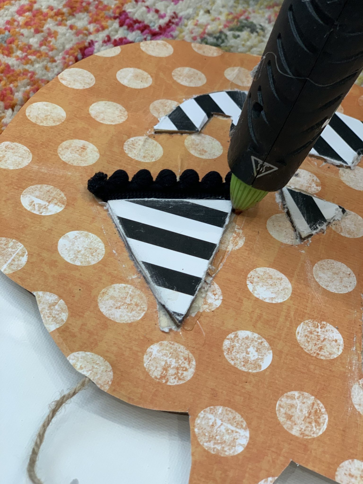 Dollar Tree Wood Pumpkin diy - Re-Fabbed