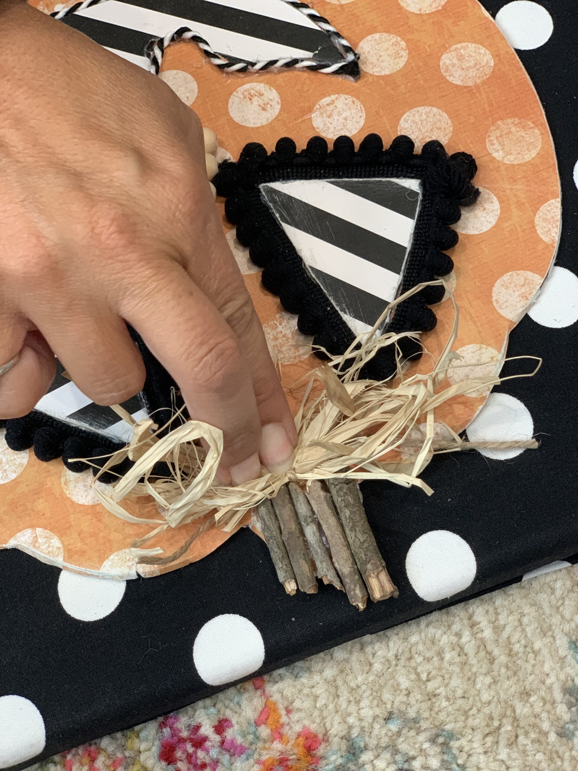 Dollar Tree Wood Pumpkin diy - Re-Fabbed