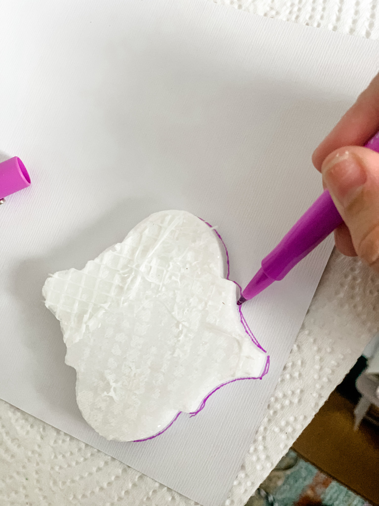 diy tile ornaments - Re-Fabbed