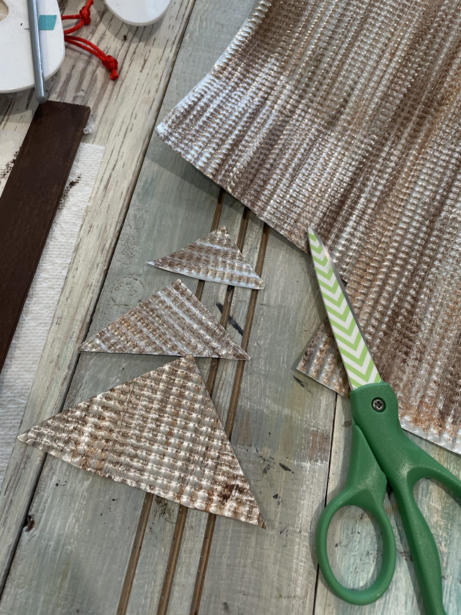 dollar-tree-cookie-sheet-trees-10 - Re-Fabbed