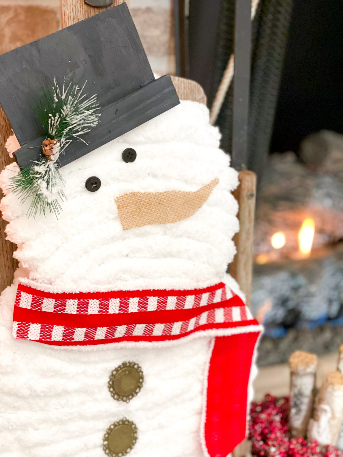 diy Dollar Tree splatter screen snowman - Re-Fabbed