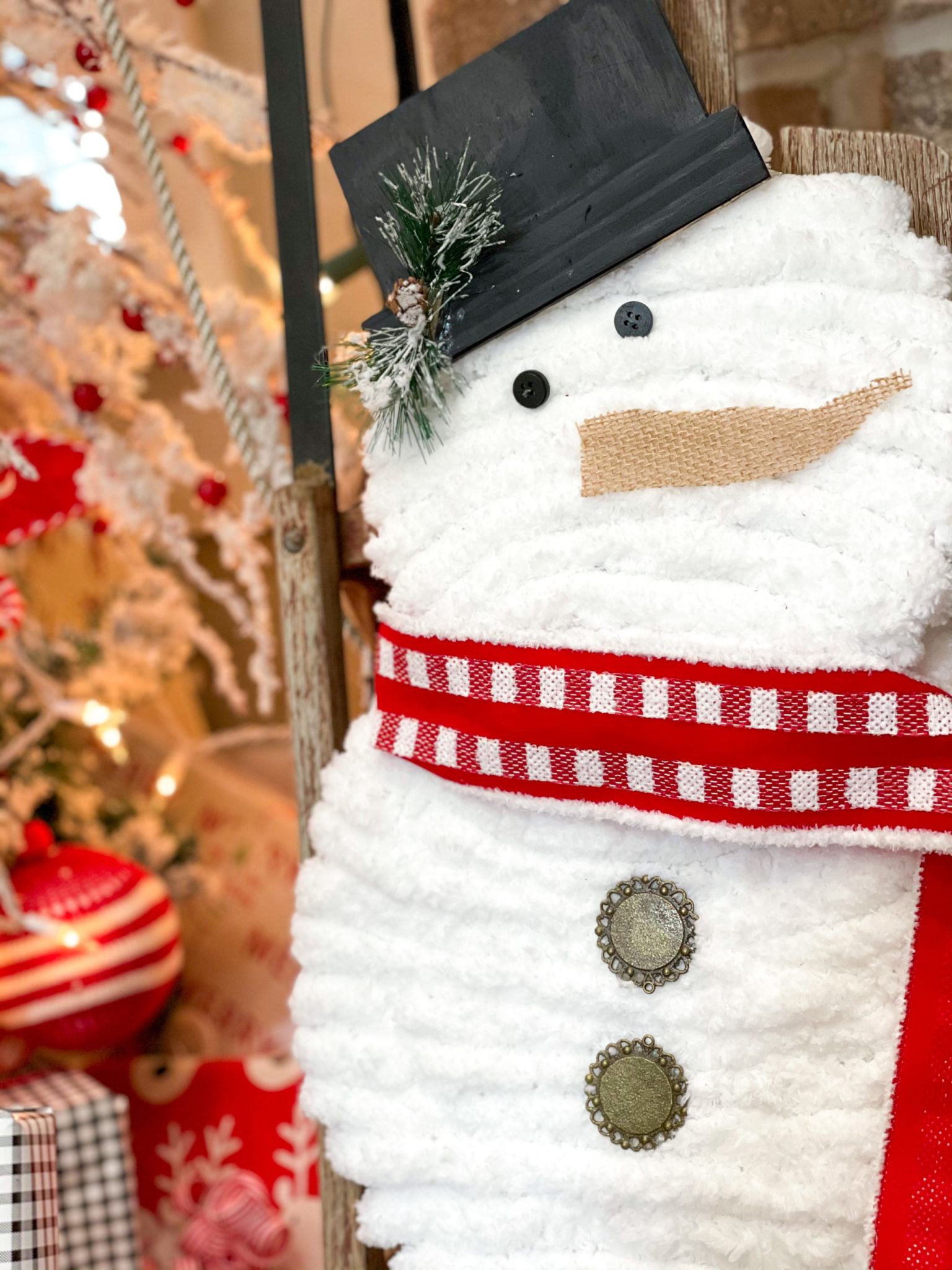 diy Dollar Tree splatter screen snowman - Re-Fabbed