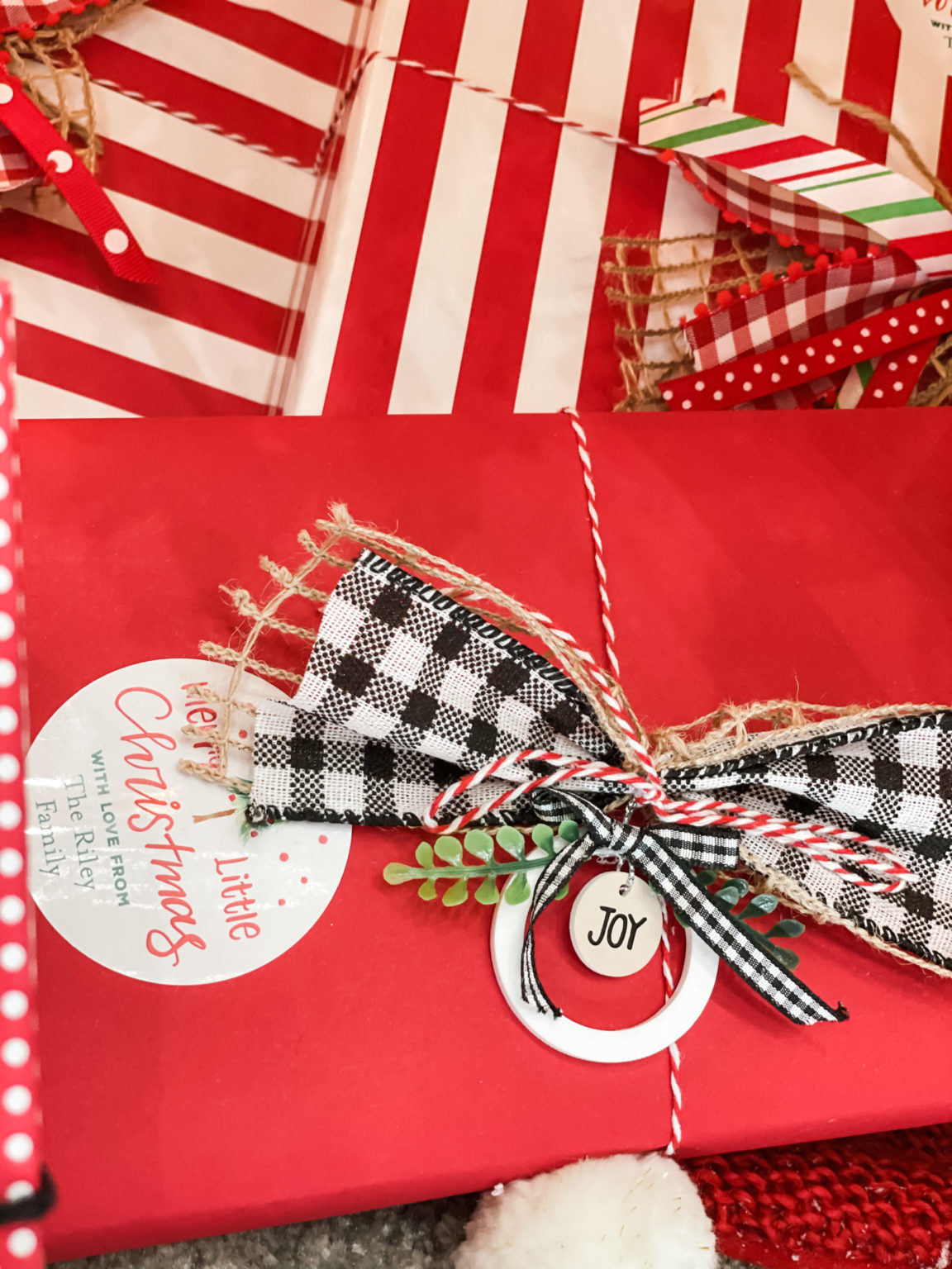 My favorite gift wrapping supplies - Re-Fabbed