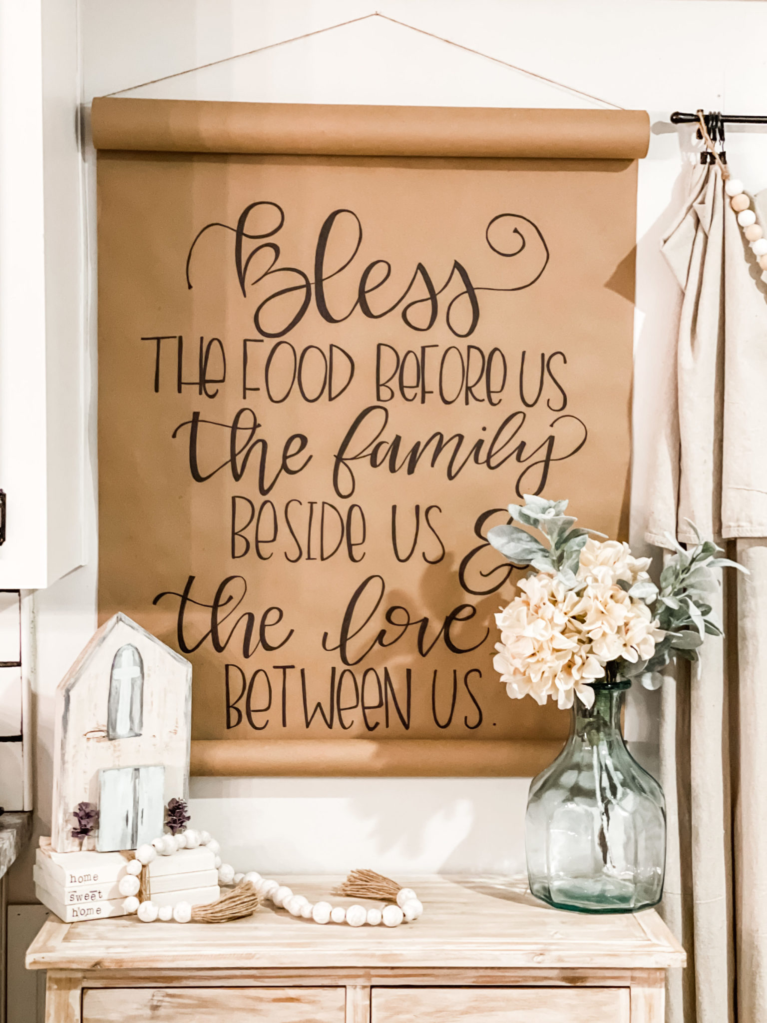 diy kraft paper scroll sign - Re-Fabbed