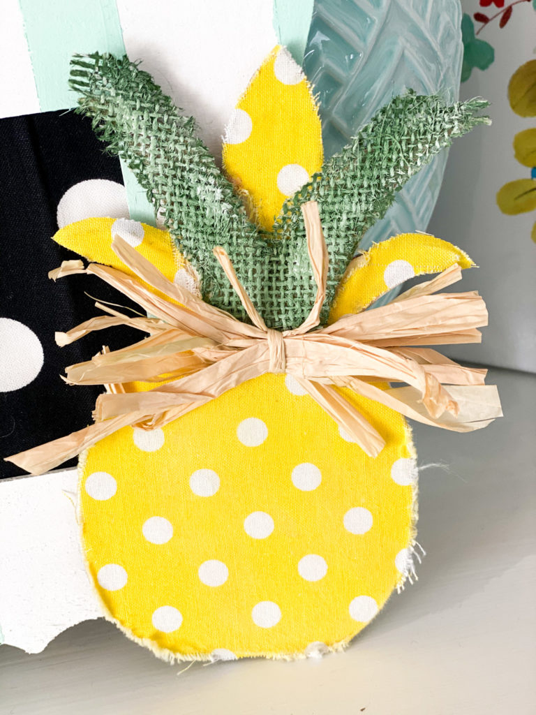 diy dollar tree Spring sign - Re-Fabbed