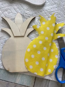 diy dollar tree Spring sign - Re-Fabbed