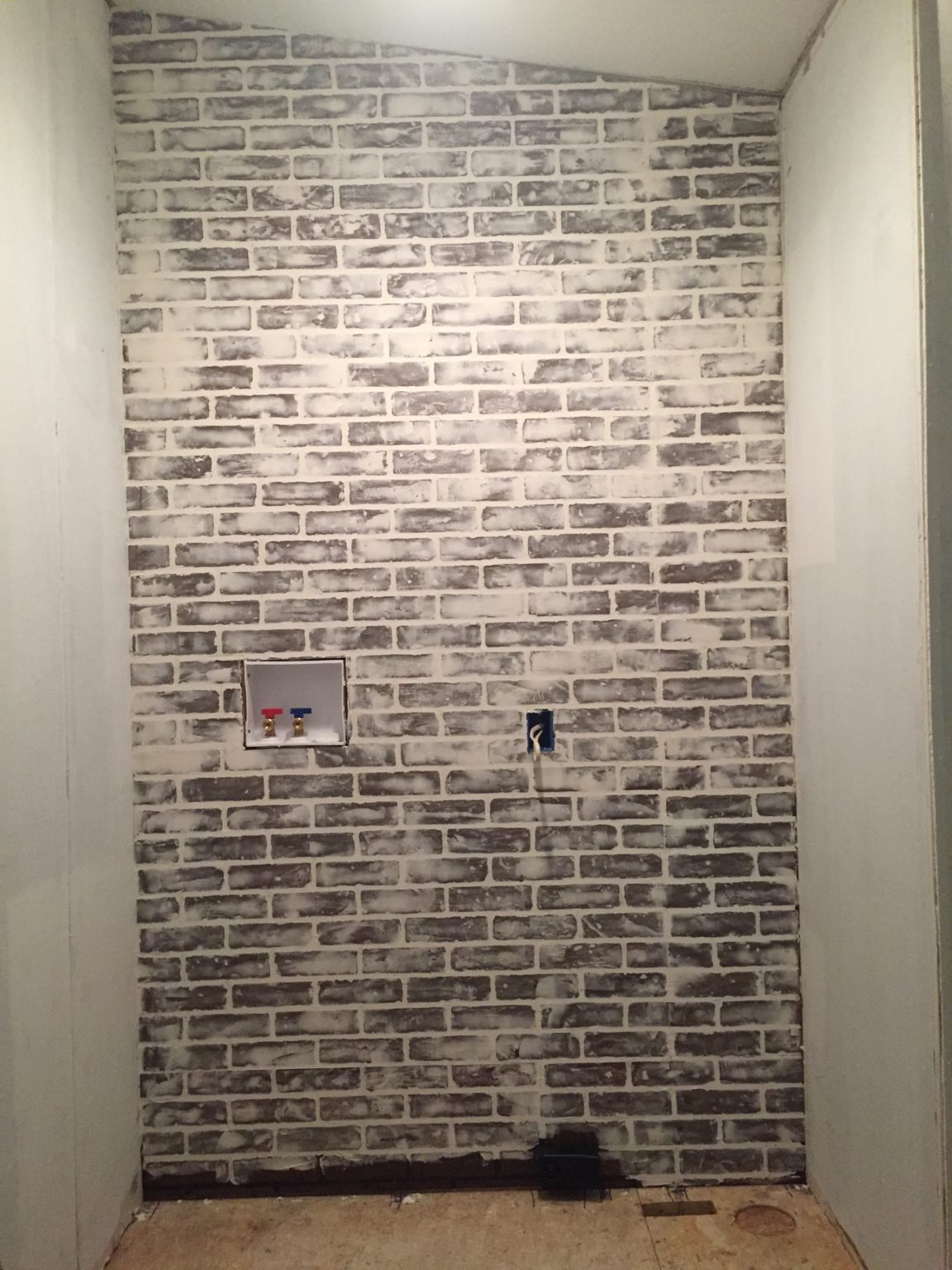 how-to-german-smear-brick-on-a-budget-8 - Re-Fabbed