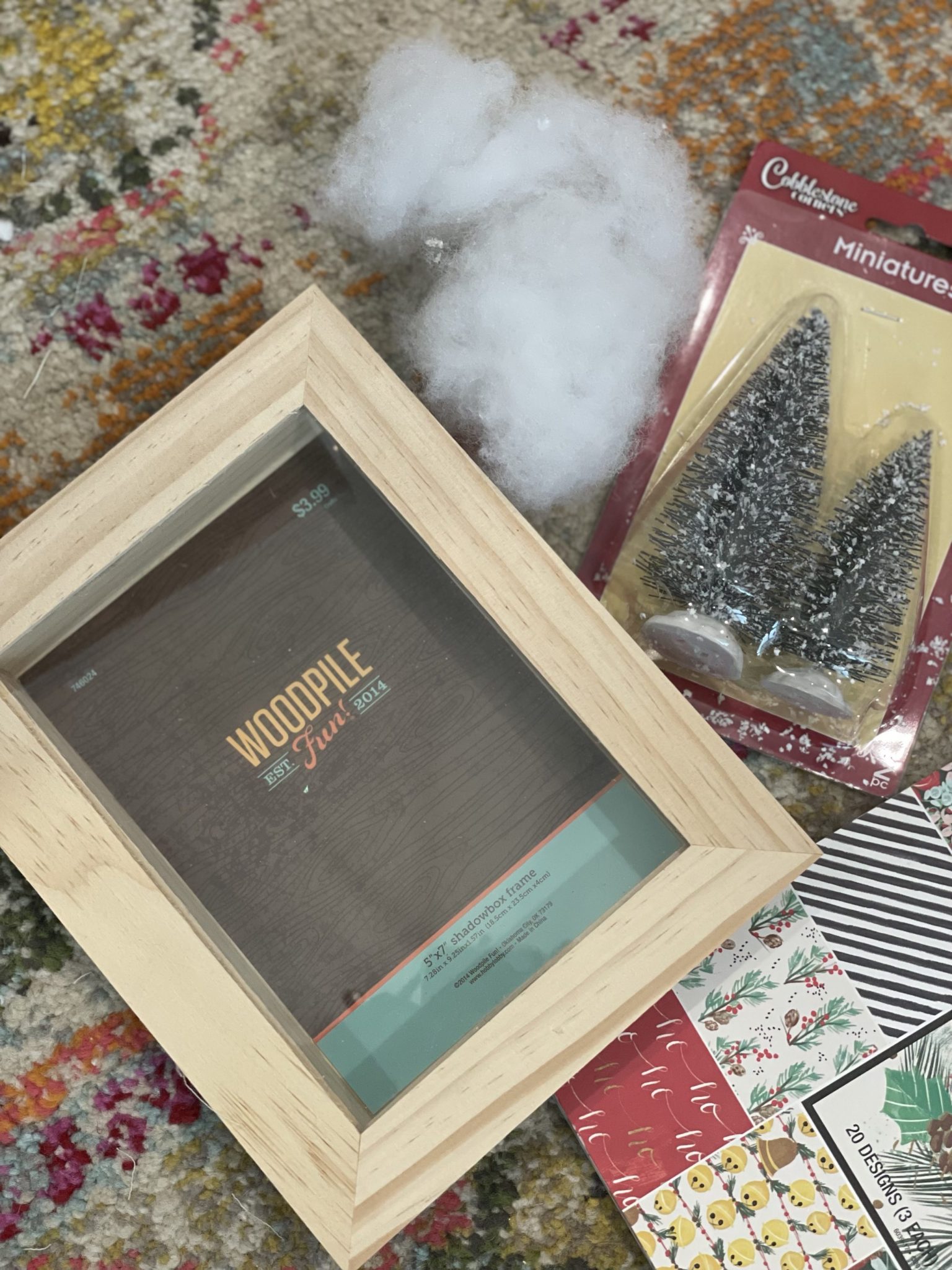 diy-christmas-scene-shadow-box-3 - Re-Fabbed