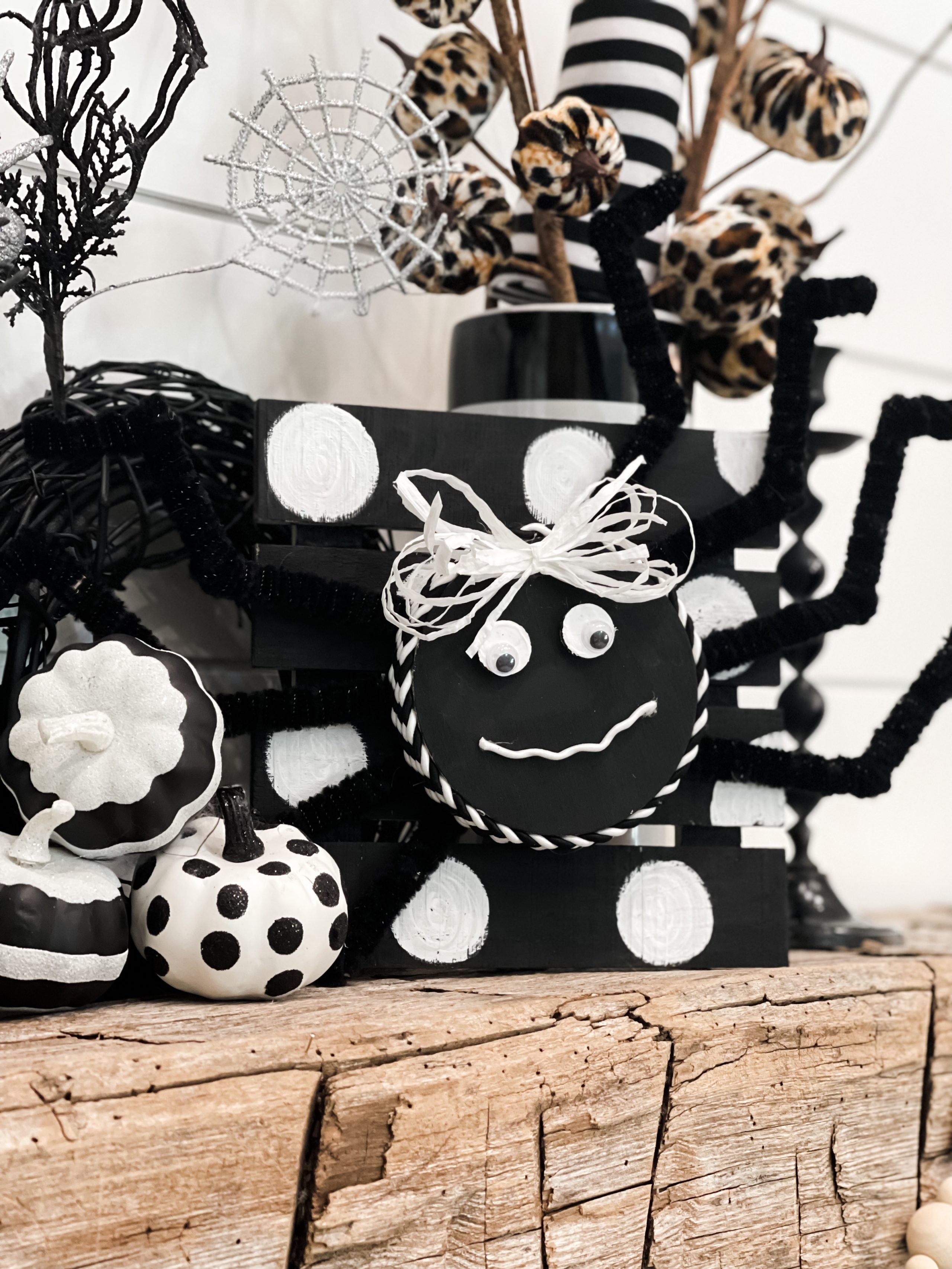 diy whimsy spider - Re-Fabbed