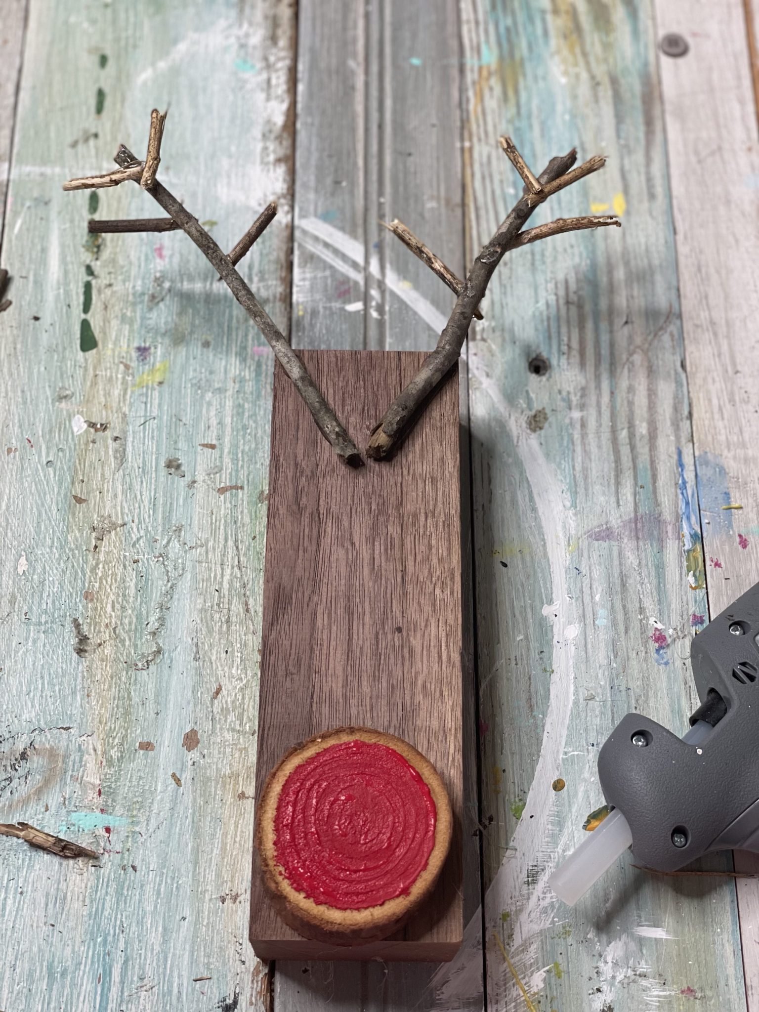 diy wood block reindeer - Re-Fabbed
