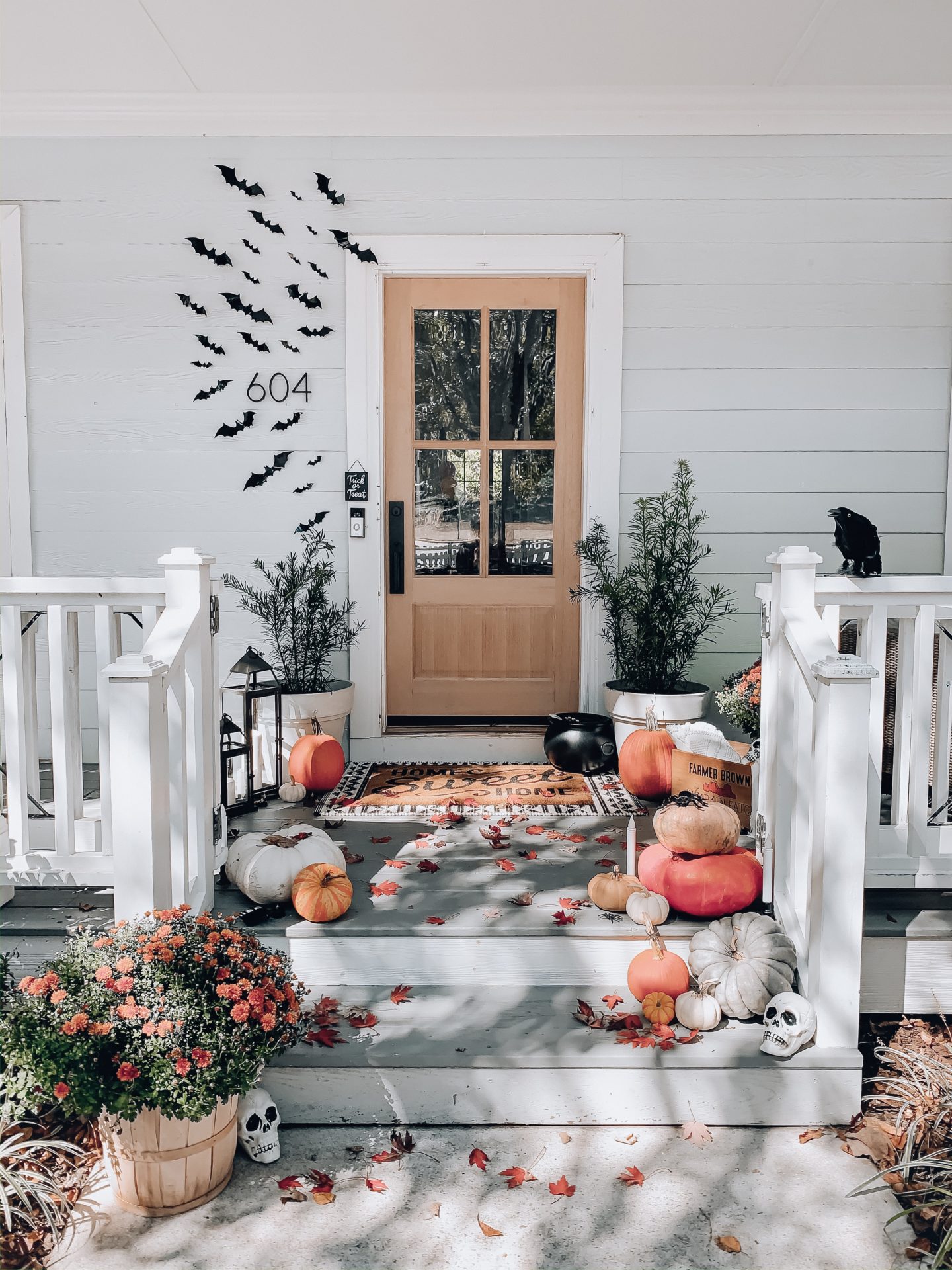 fall front porch inspiration - Re-Fabbed