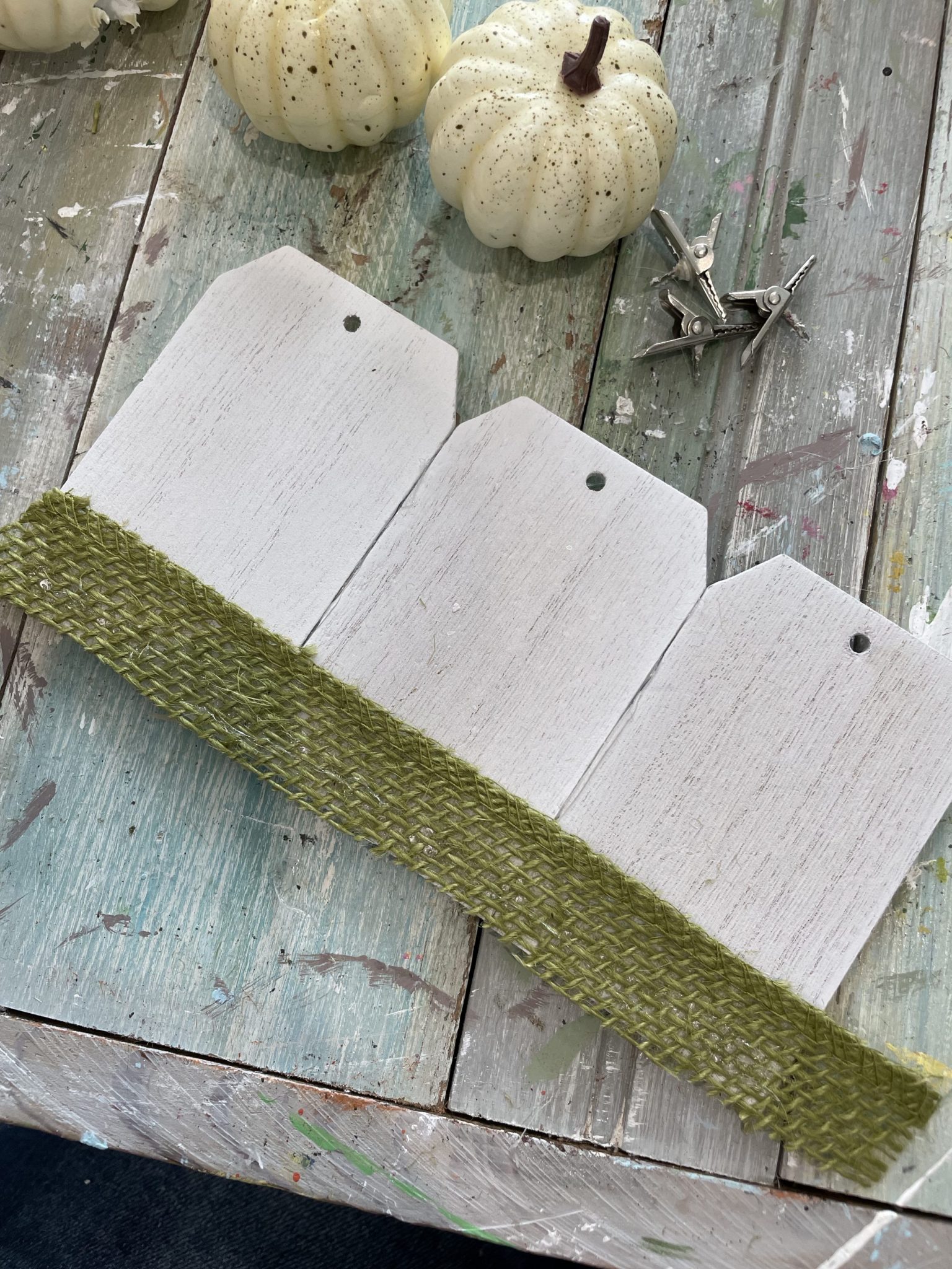 diy gift tag Fall sign - Re-Fabbed