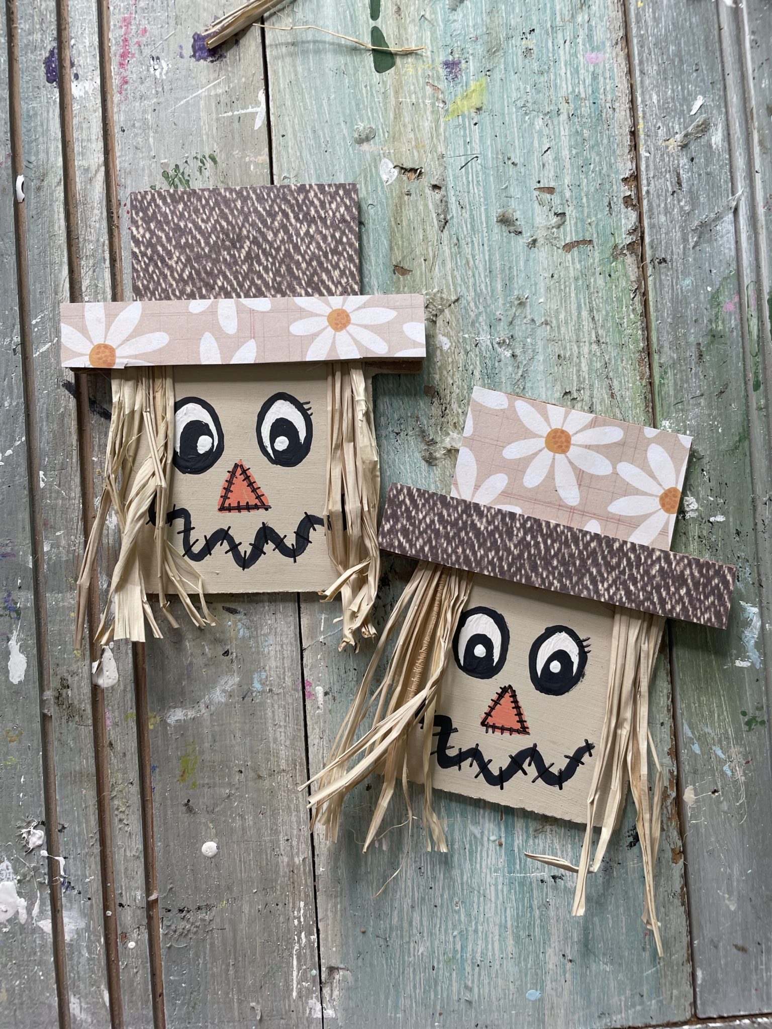 dollar tree scarecrow makeover - Re-Fabbed