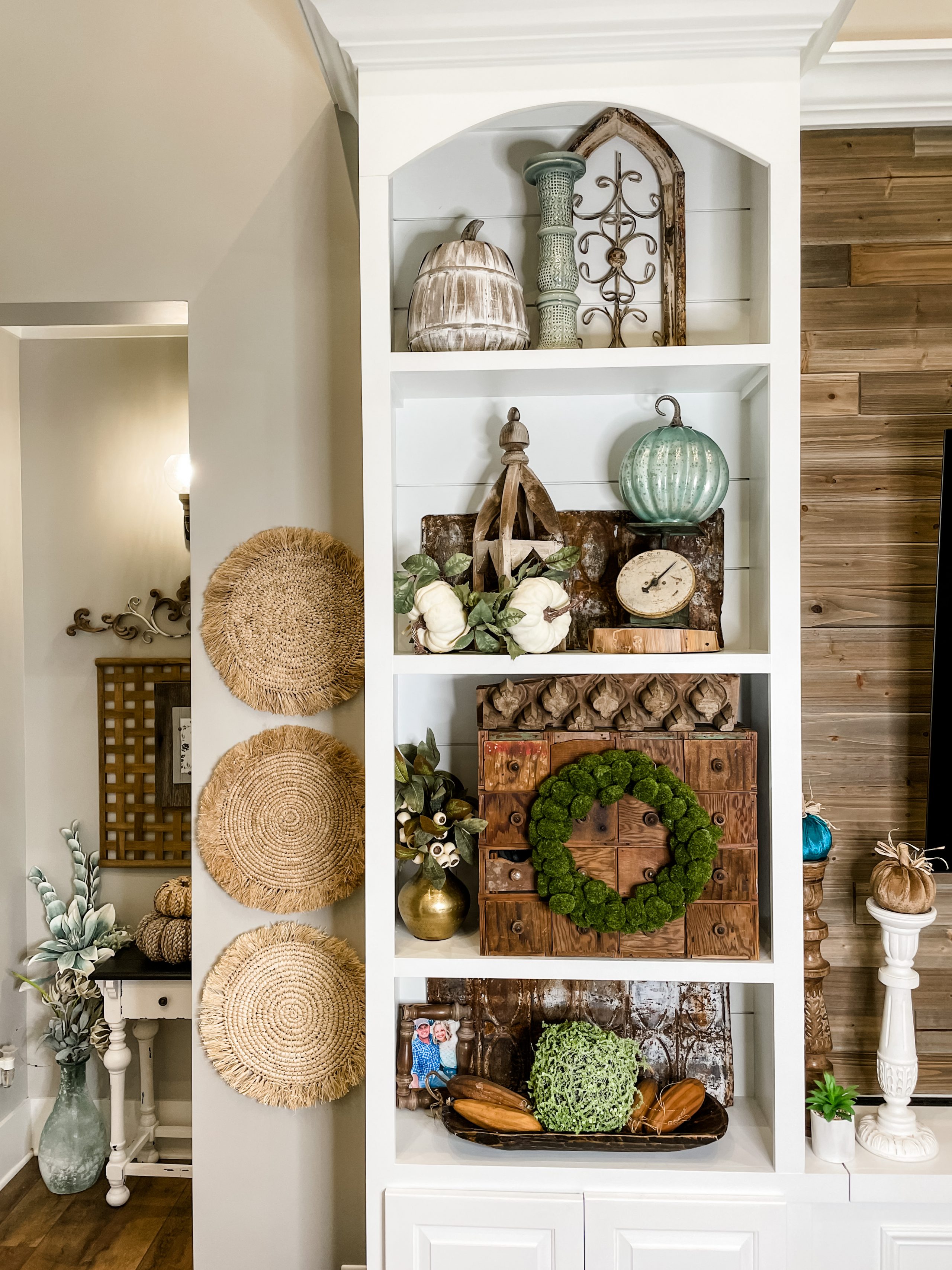 styling-built-in-shelving-for-fall-3 - Re-Fabbed