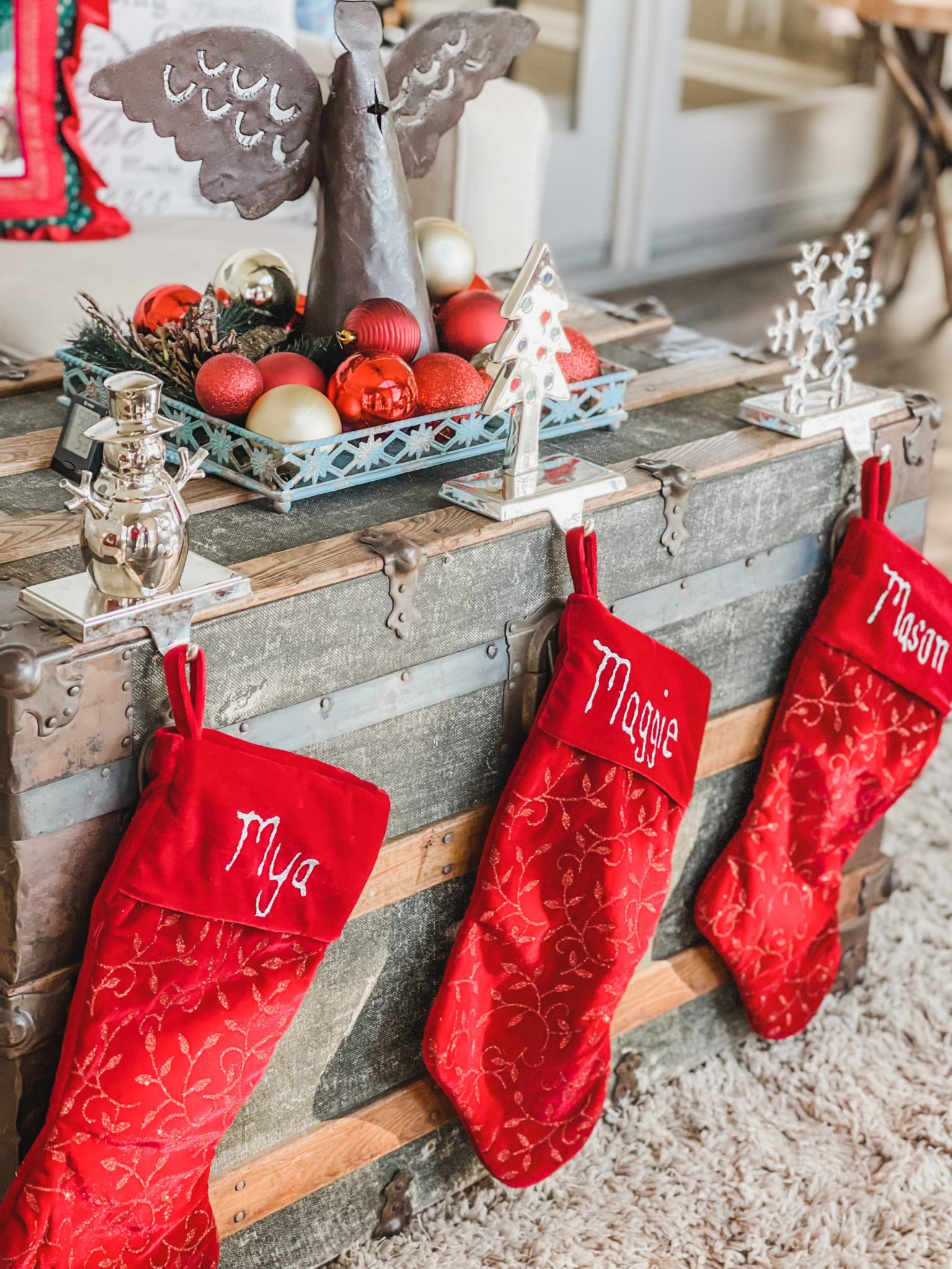 re-fabbed Christmas makeover in Wisconsin - Re-Fabbed