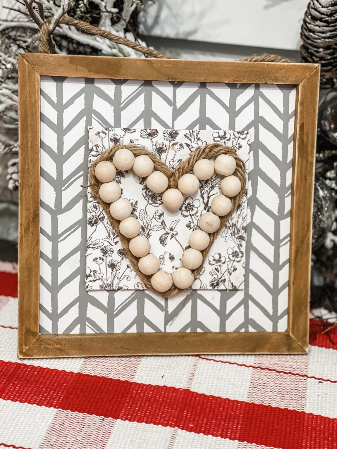 dollar general home decor sign makeover - Re-Fabbed