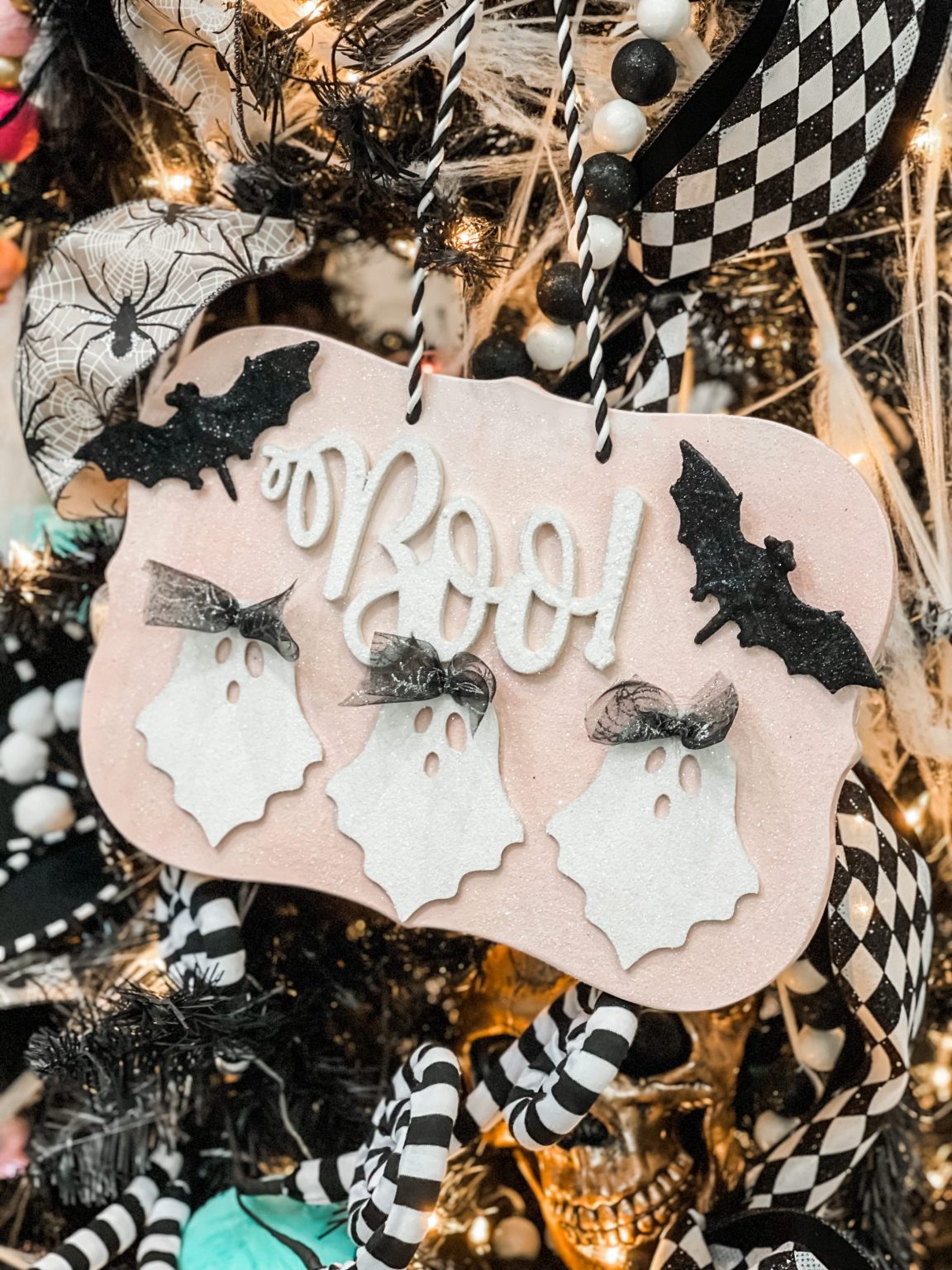 diy dollar tree boo sign - Re-Fabbed