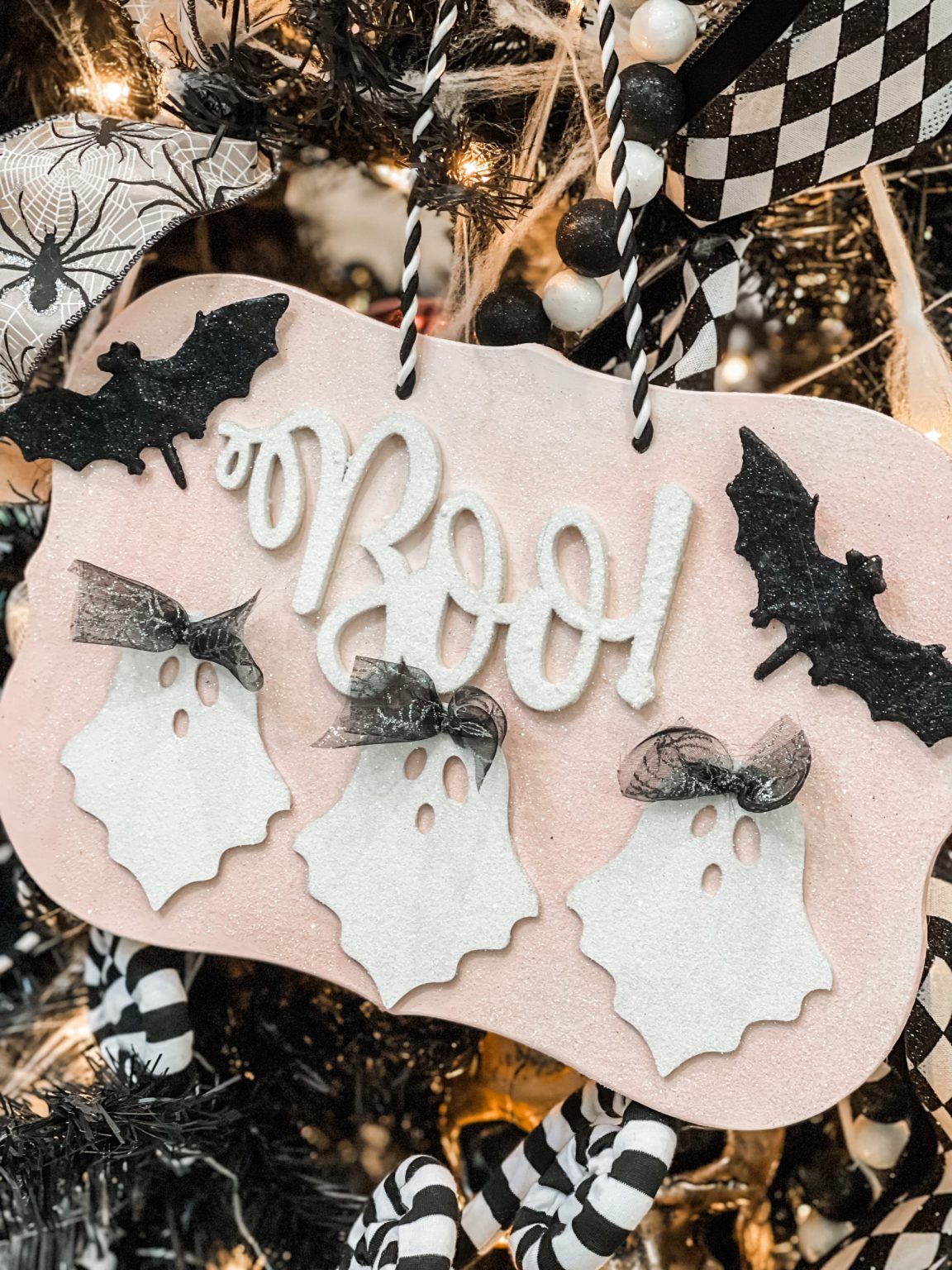diy dollar tree boo sign - Re-Fabbed