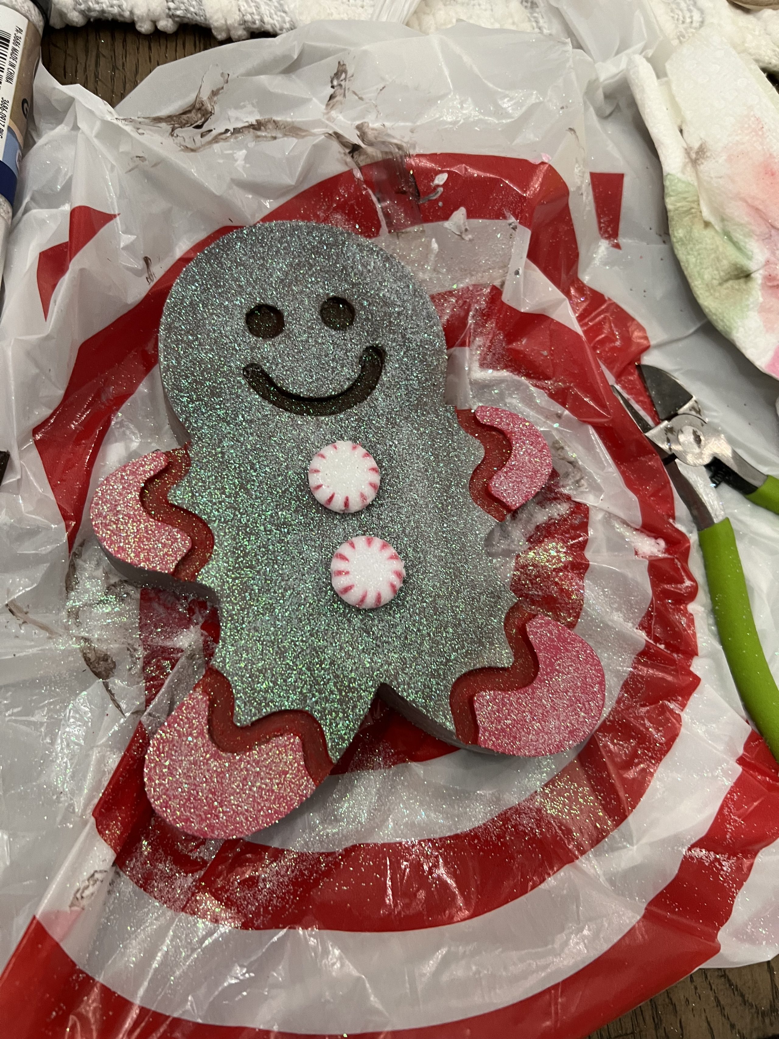diy painted gingerbread girl - Re-Fabbed