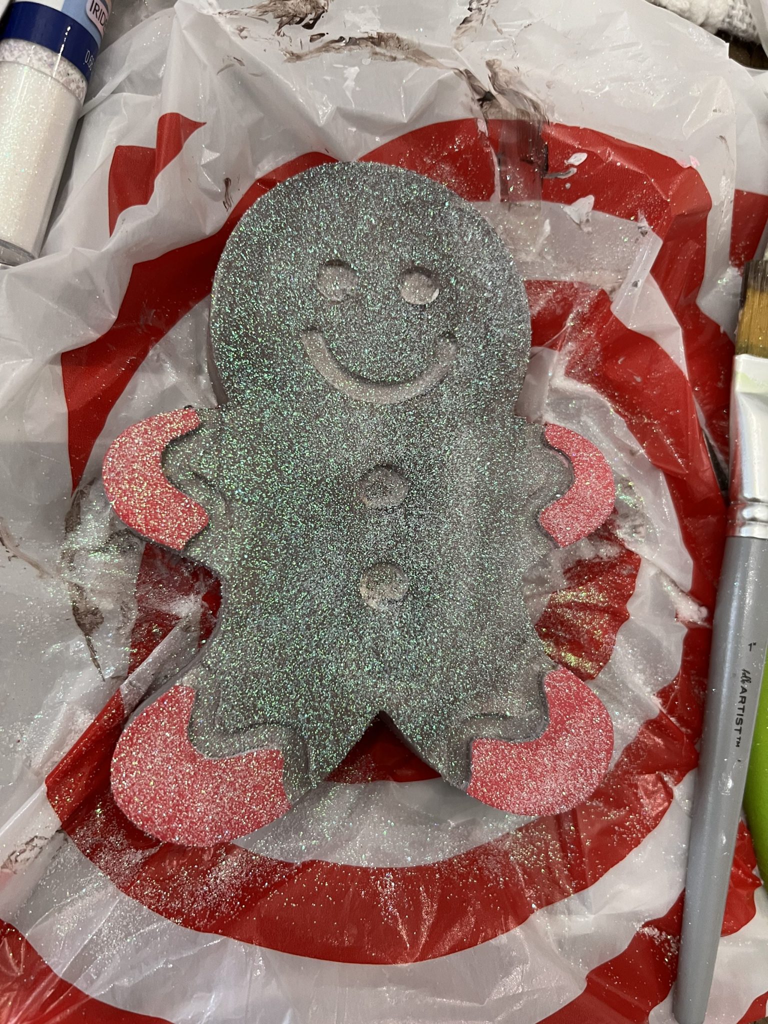 diy painted gingerbread girl - Re-Fabbed