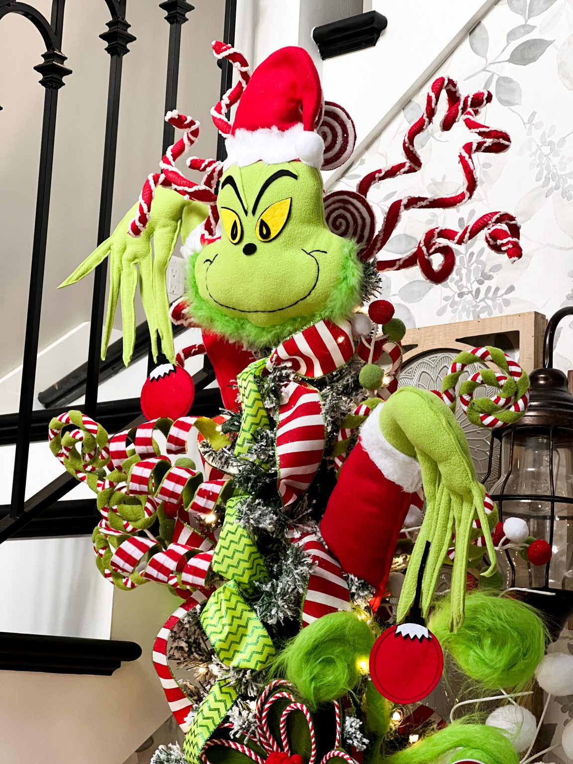 grinch inspired christmas tree - Re-Fabbed