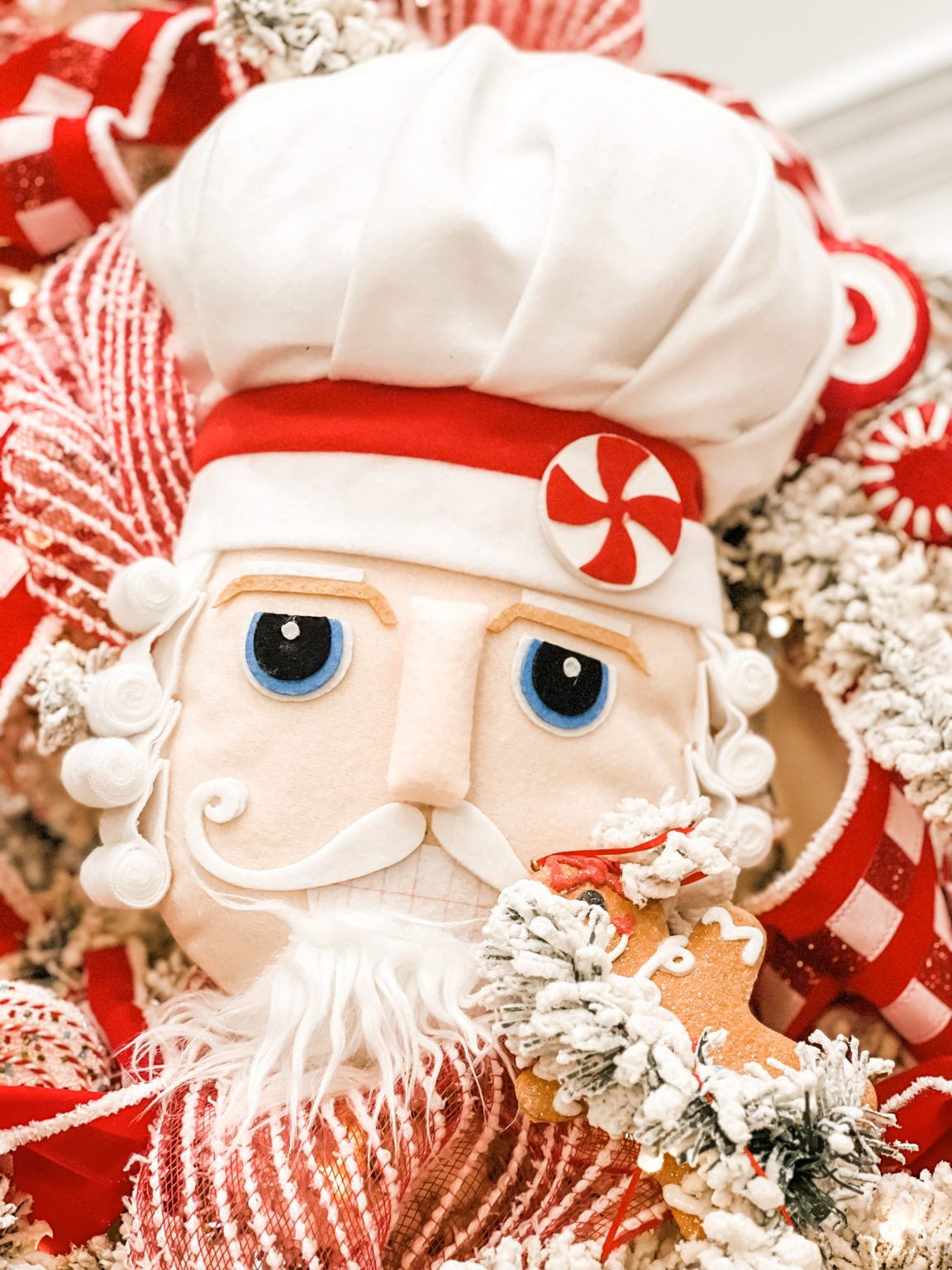 red and white christmas tree with gingerbread - Re-Fabbed