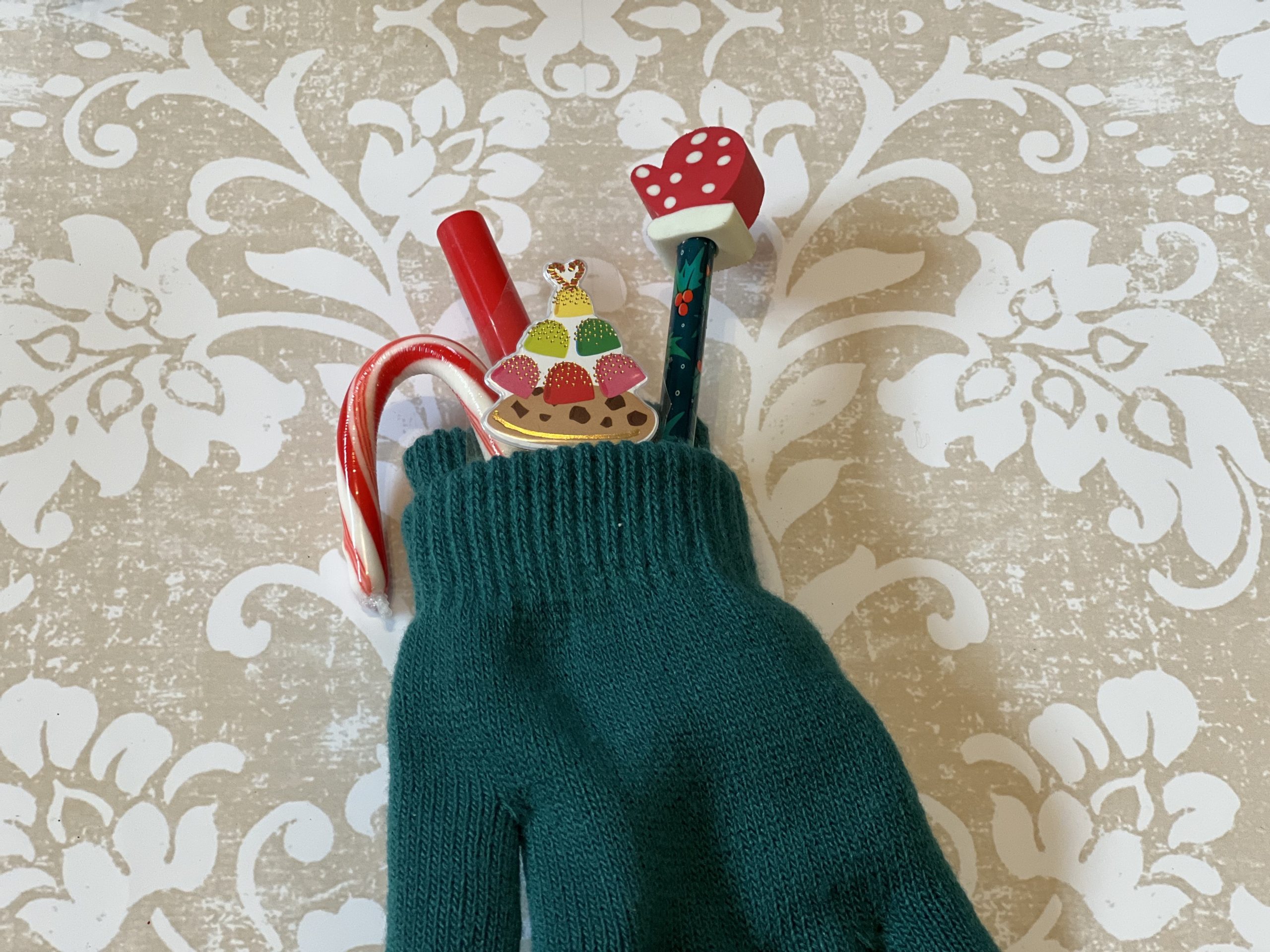 glove gift idea for christmas - Re-Fabbed