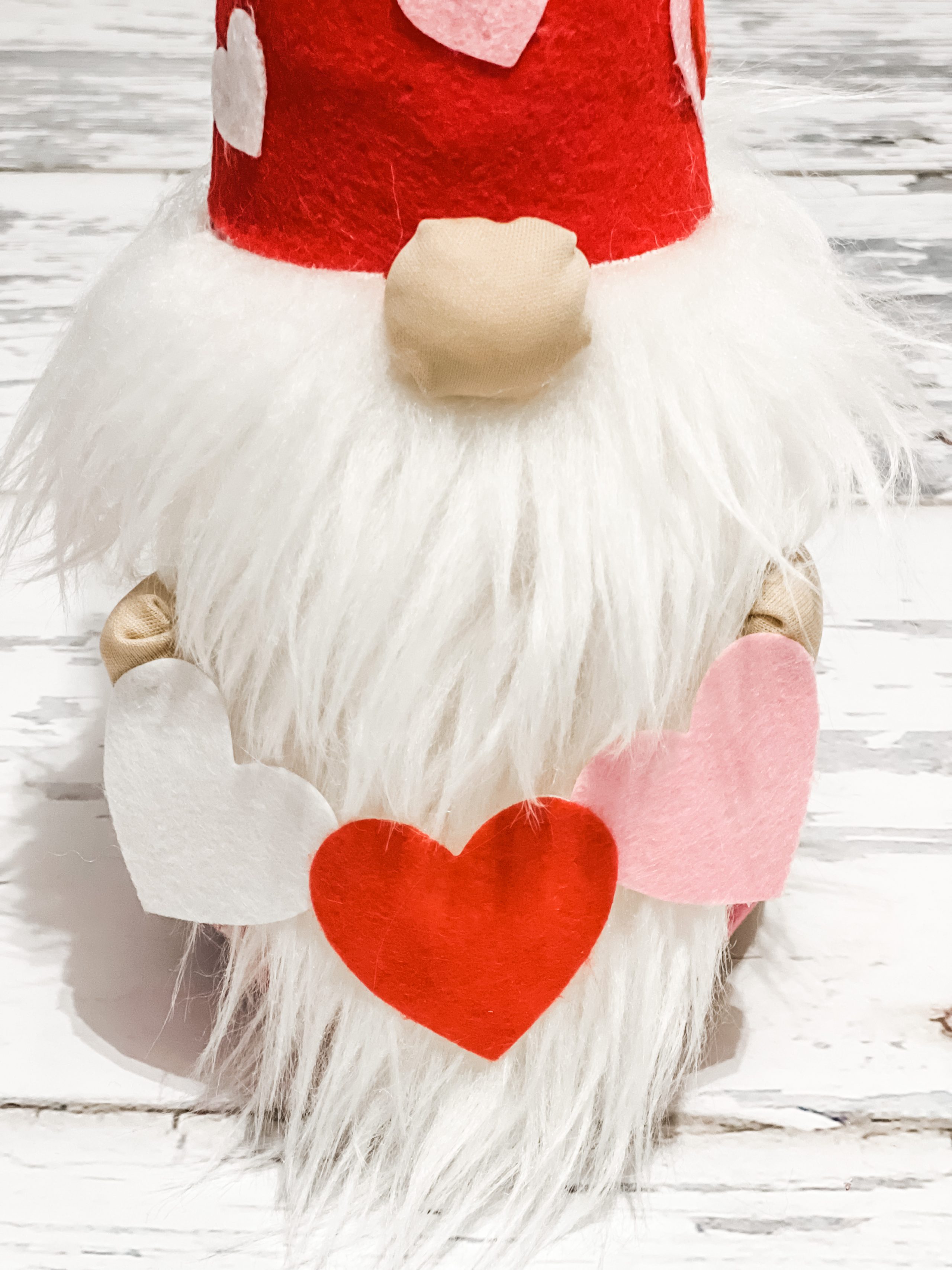 diy valentine gnome - Re-Fabbed