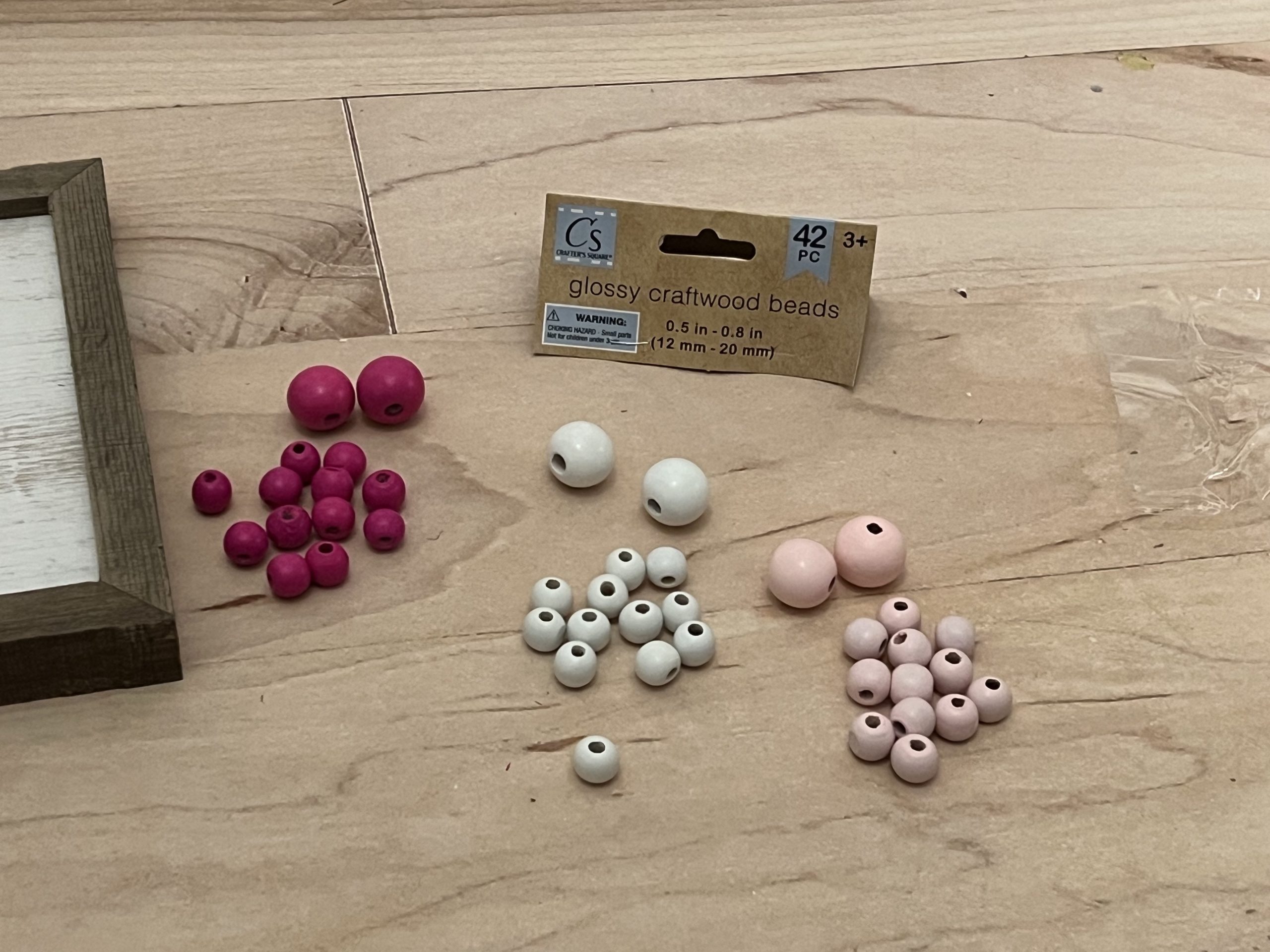 diy wood bead heart sign - Re-Fabbed