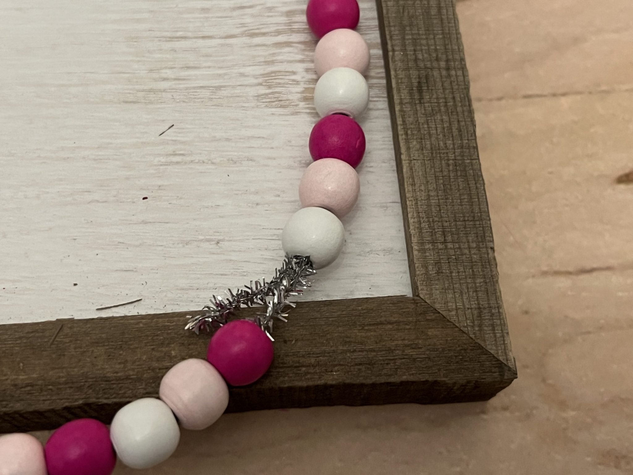 diy wood bead heart sign - Re-Fabbed