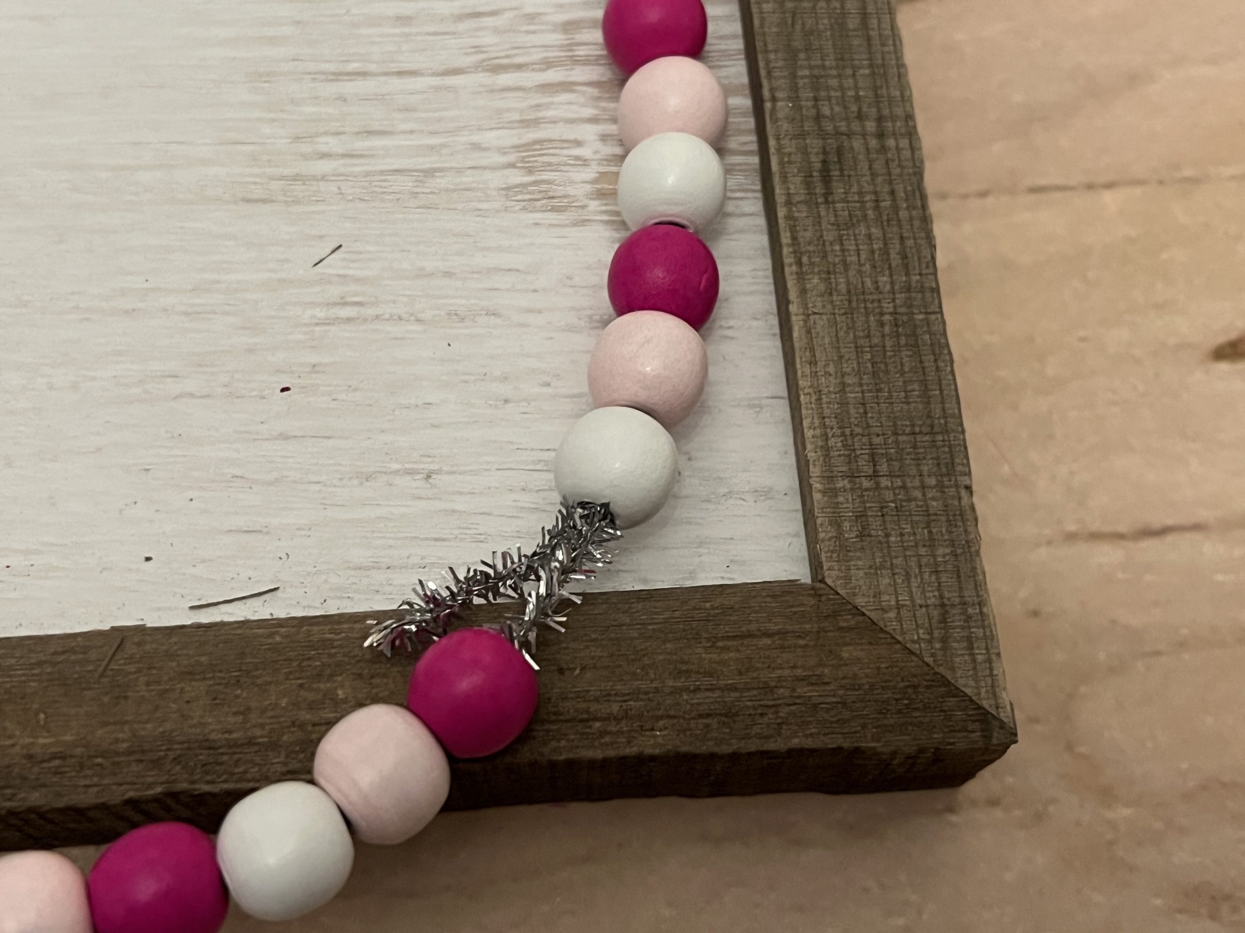 diy wood bead heart sign - Re-Fabbed