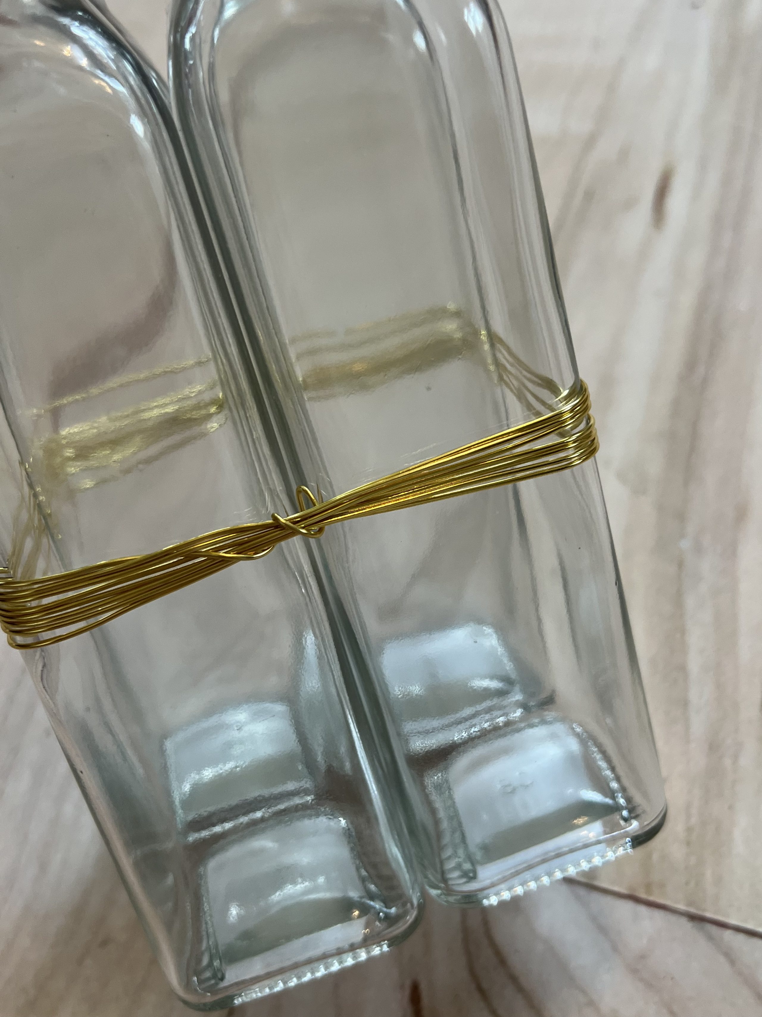 set of diy wire vases - Re-Fabbed