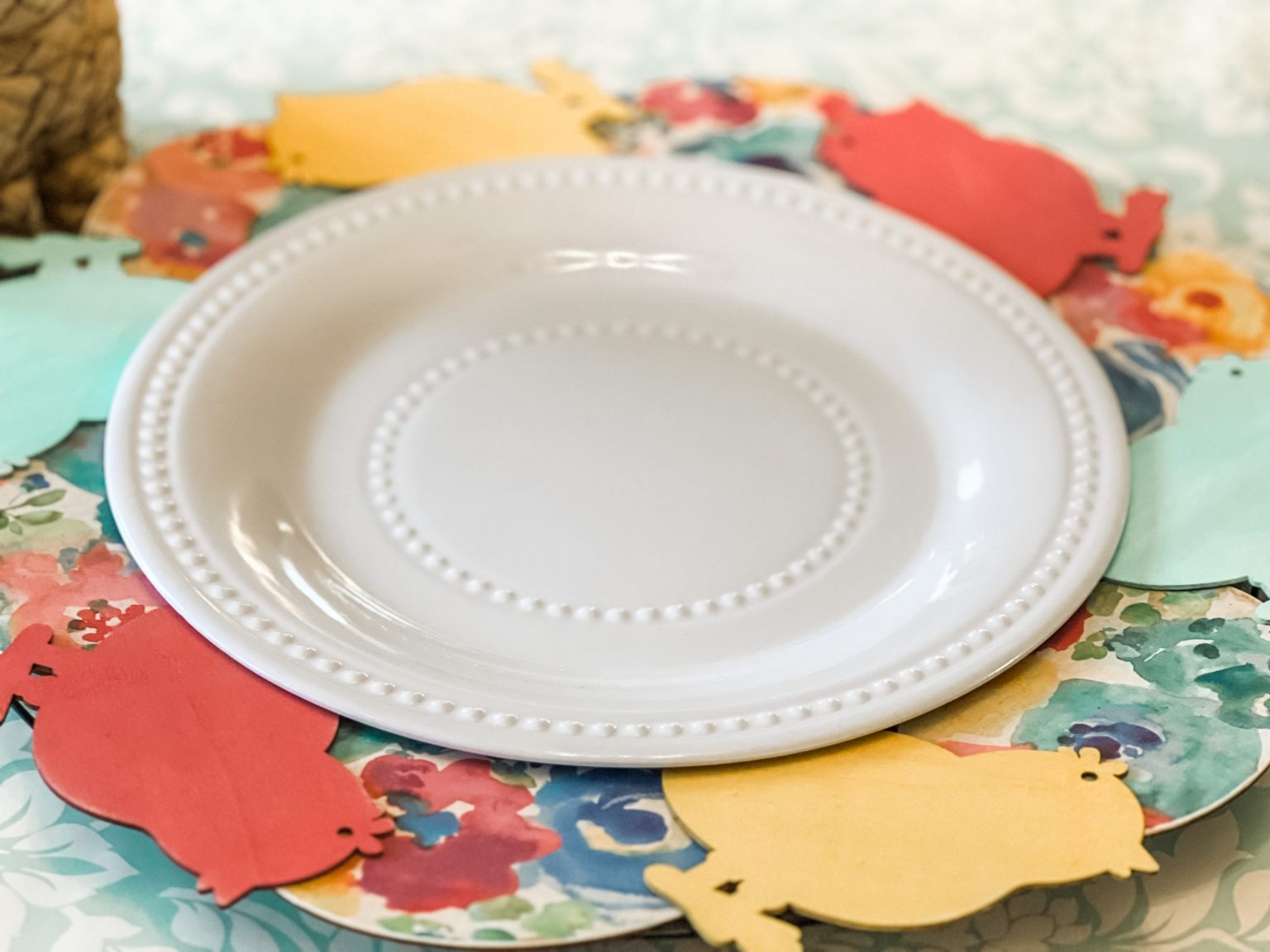 diy dollar tree easter charger - Re-Fabbed