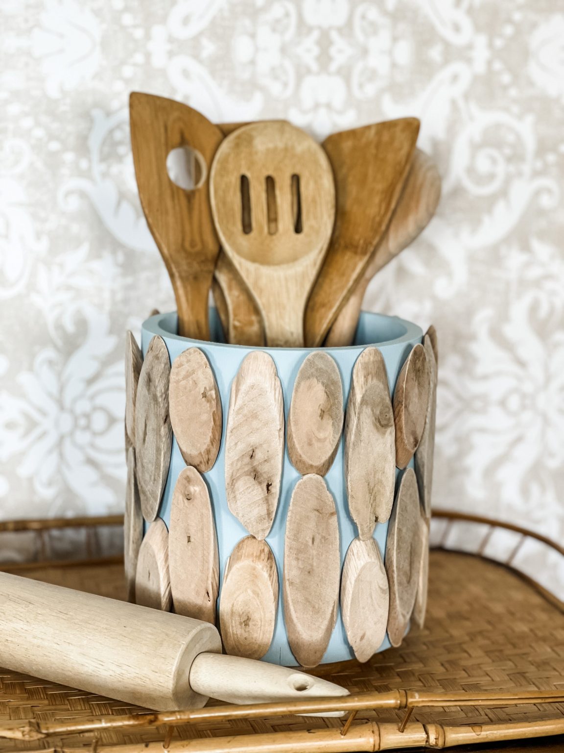 diy driftwood utensil holder - Re-Fabbed