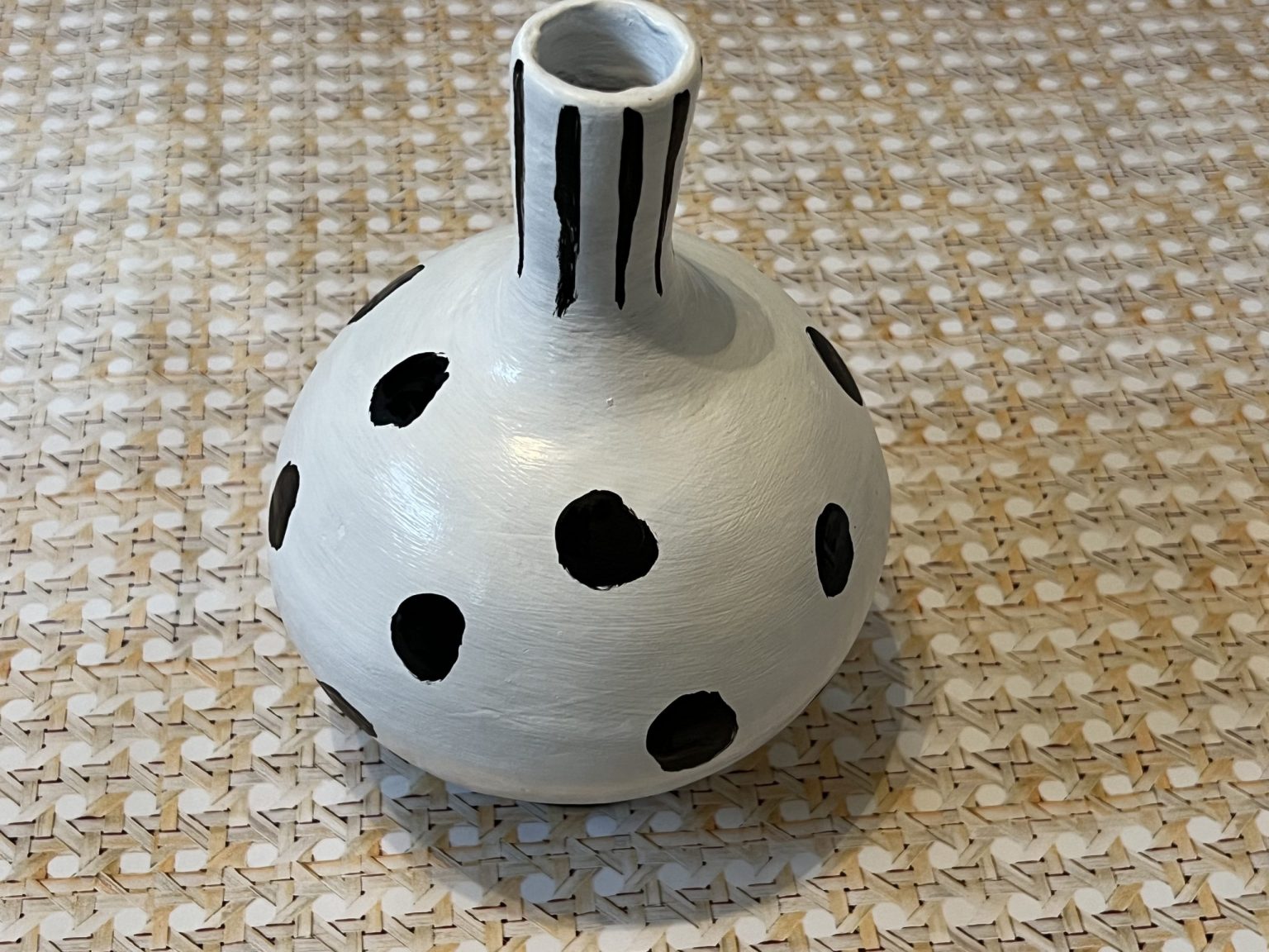 thrifted vase makeover - Re-Fabbed