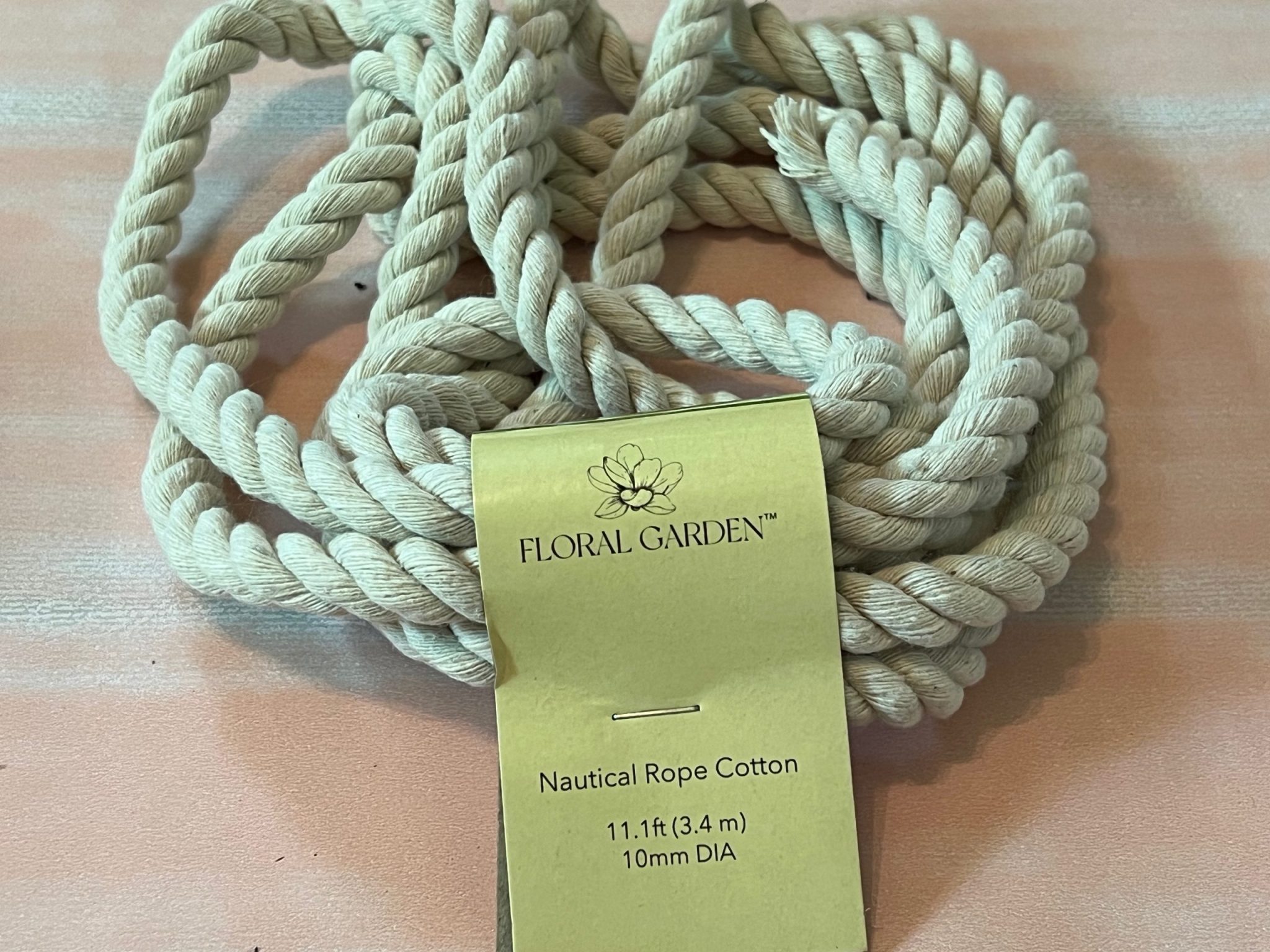 how to make dollar tree coastal decor using a garden stake - Re-Fabbed