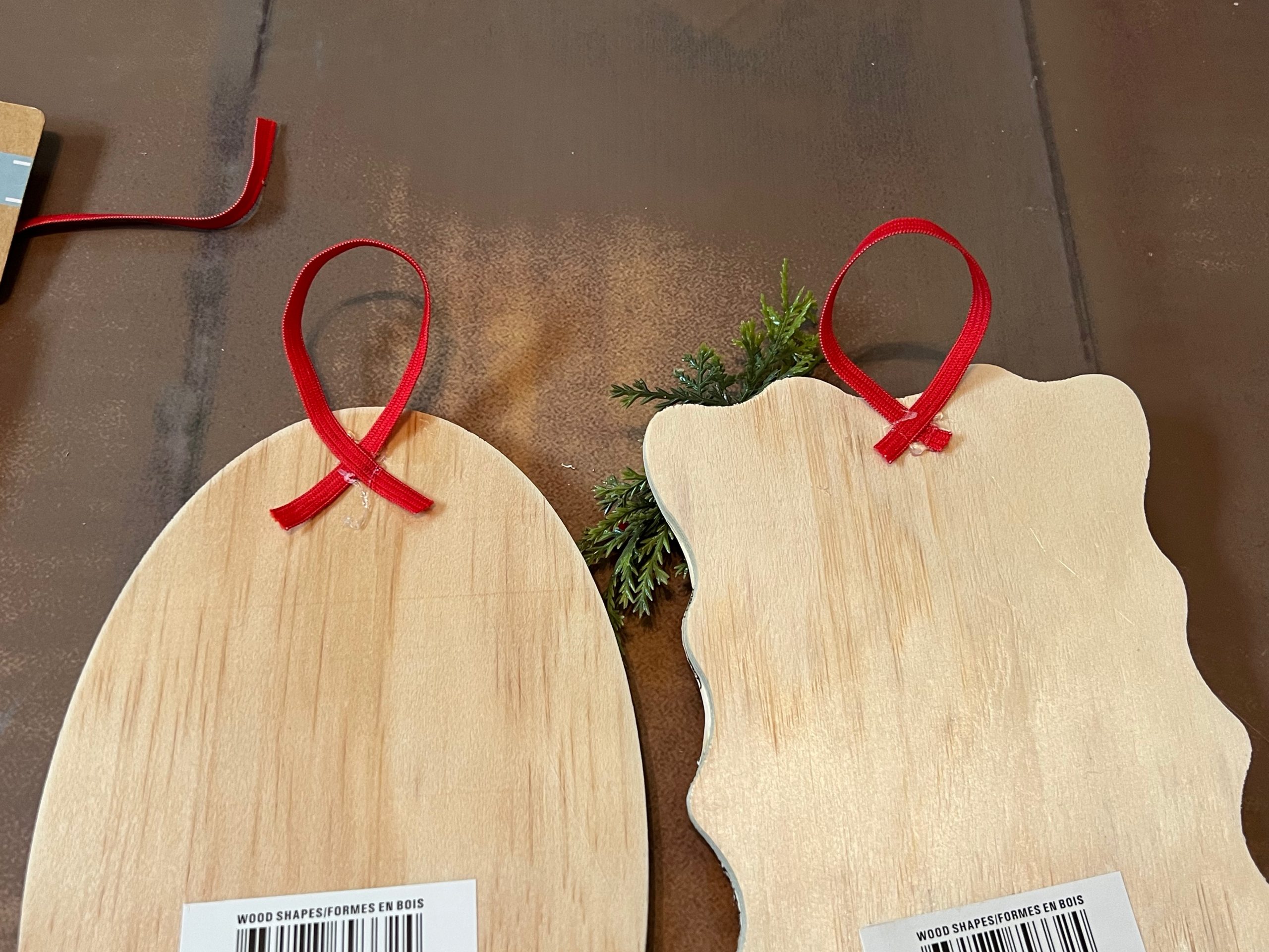 how to mod podge christmas hymns to create ornaments - Re-Fabbed