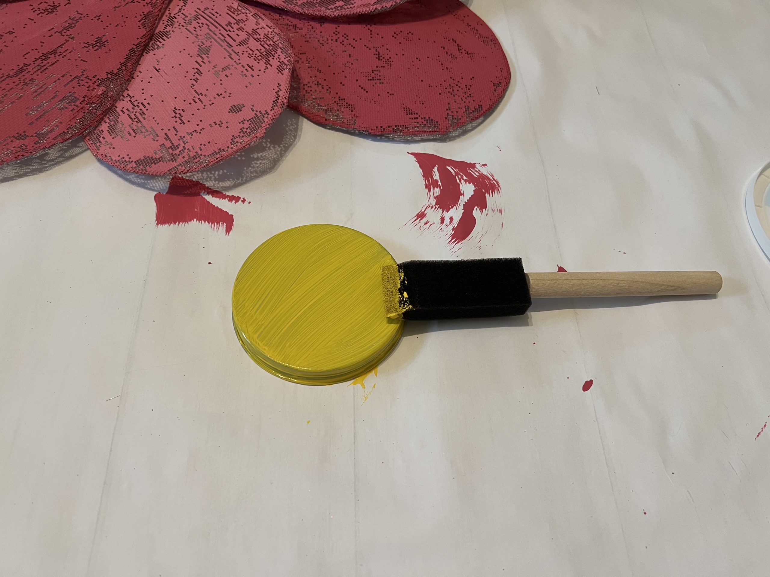 how to make a diy flower with aluminum screen - Re-Fabbed