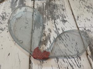 how to make a diy flower with aluminum screen - Re-Fabbed