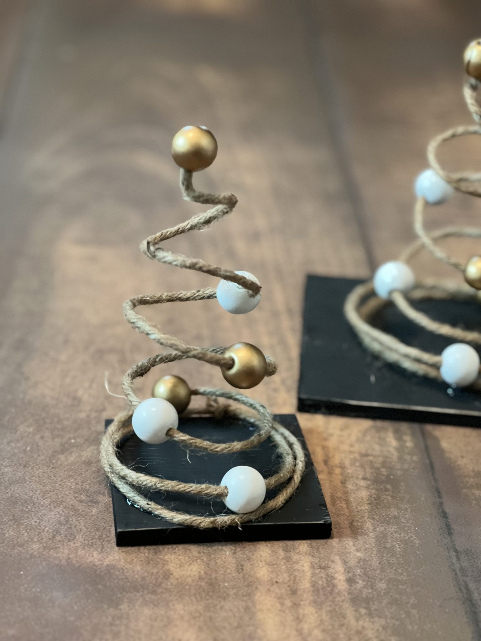 how to make diy spiral trees with wired jute - Re-Fabbed