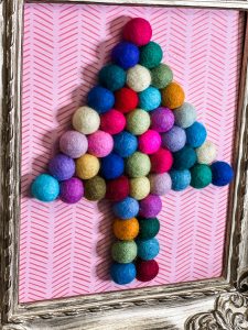 how to make a felt ball christmas tree - Re-Fabbed