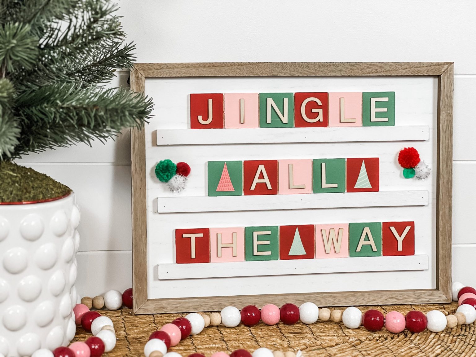 how to makeover a letterboard sign for christmas - Re-Fabbed