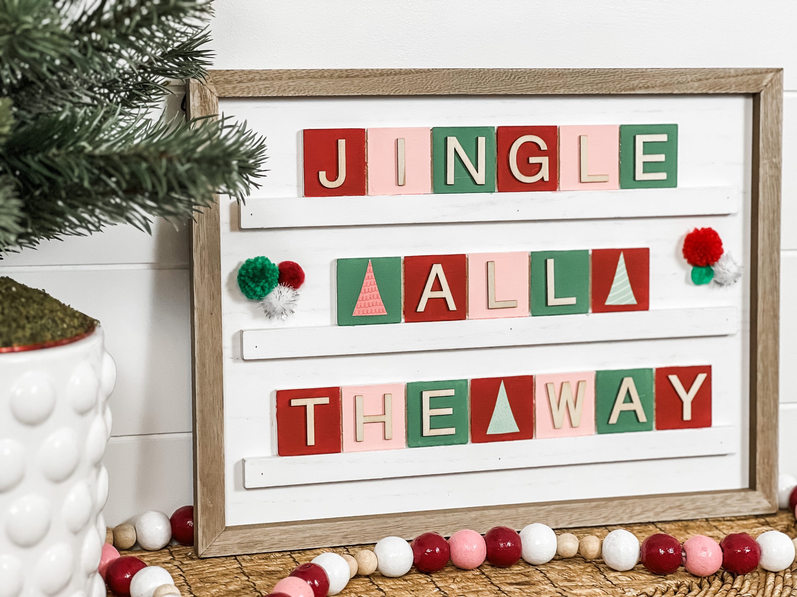 how to makeover a letterboard sign for christmas - Re-Fabbed