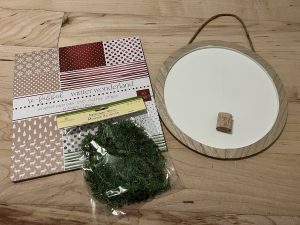 how to make diy moss christmas tree - Re-Fabbed