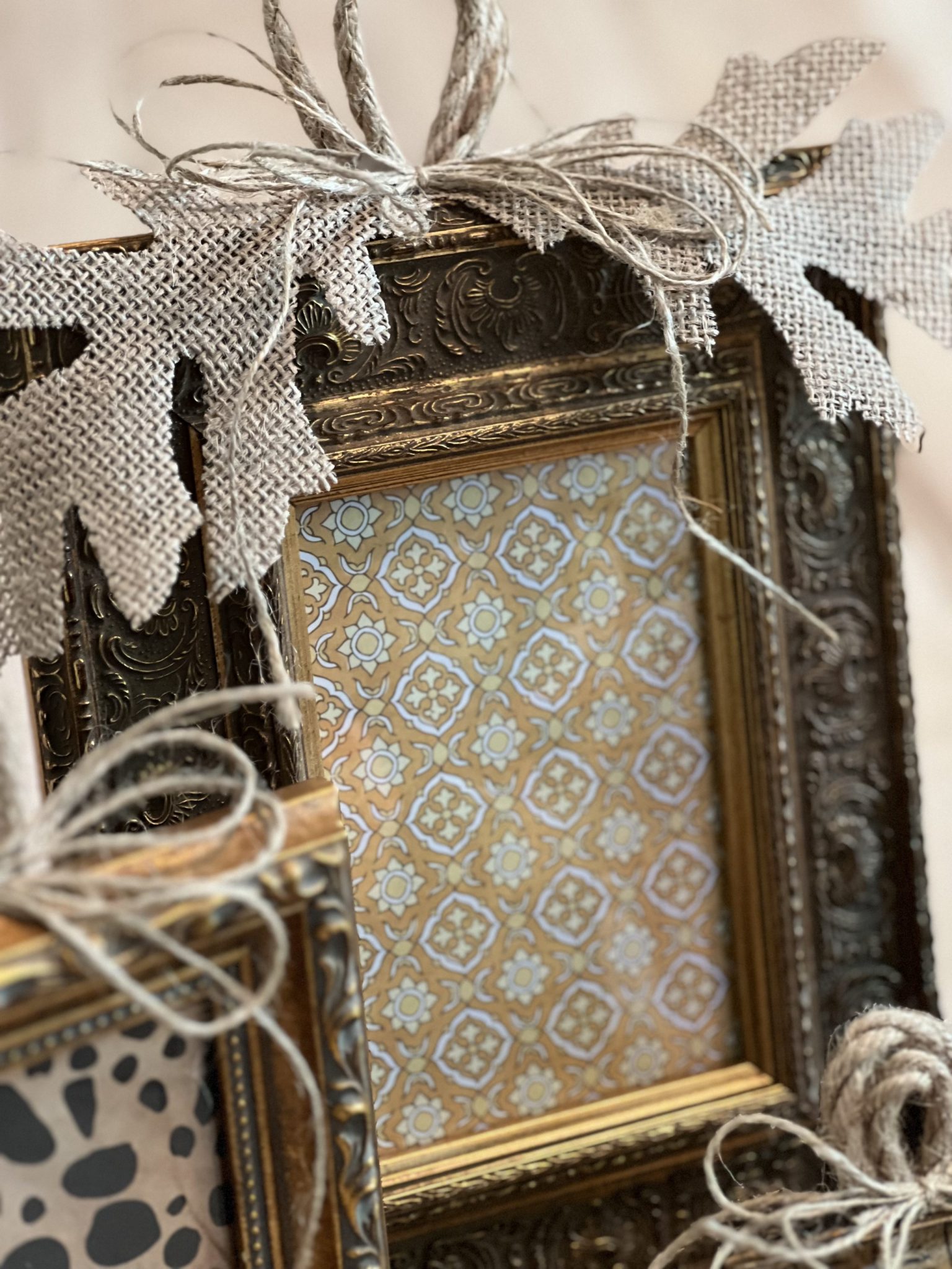 how to use picture frames to make pumpkins - Re-Fabbed