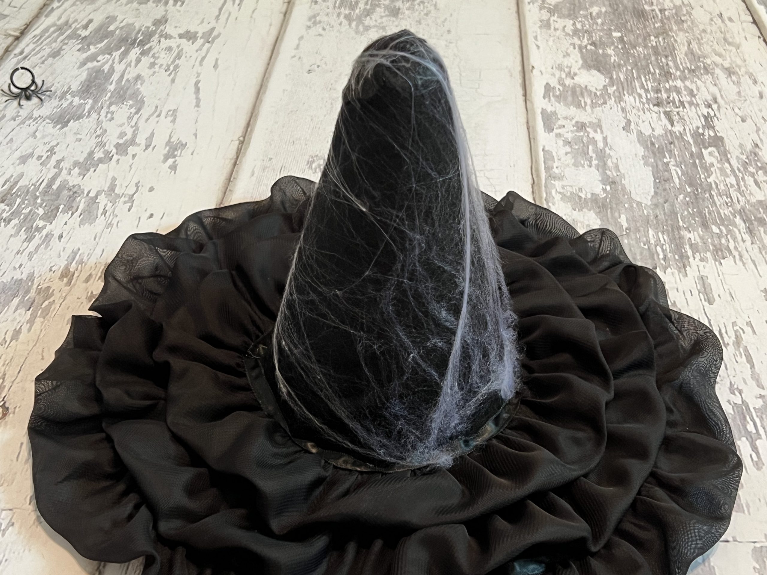 how to make a witches hat using a dollar tree tray - Re-Fabbed